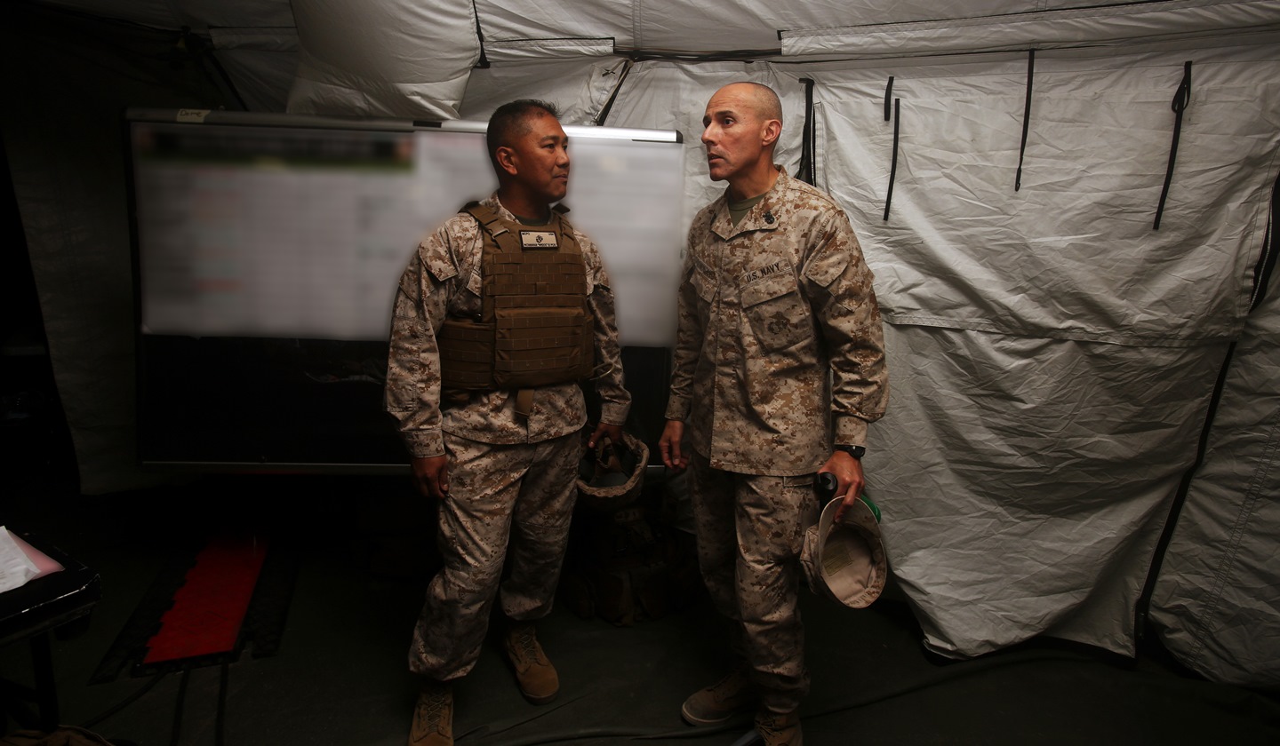 I MEF leaders visit 1st MLG during LSE 16