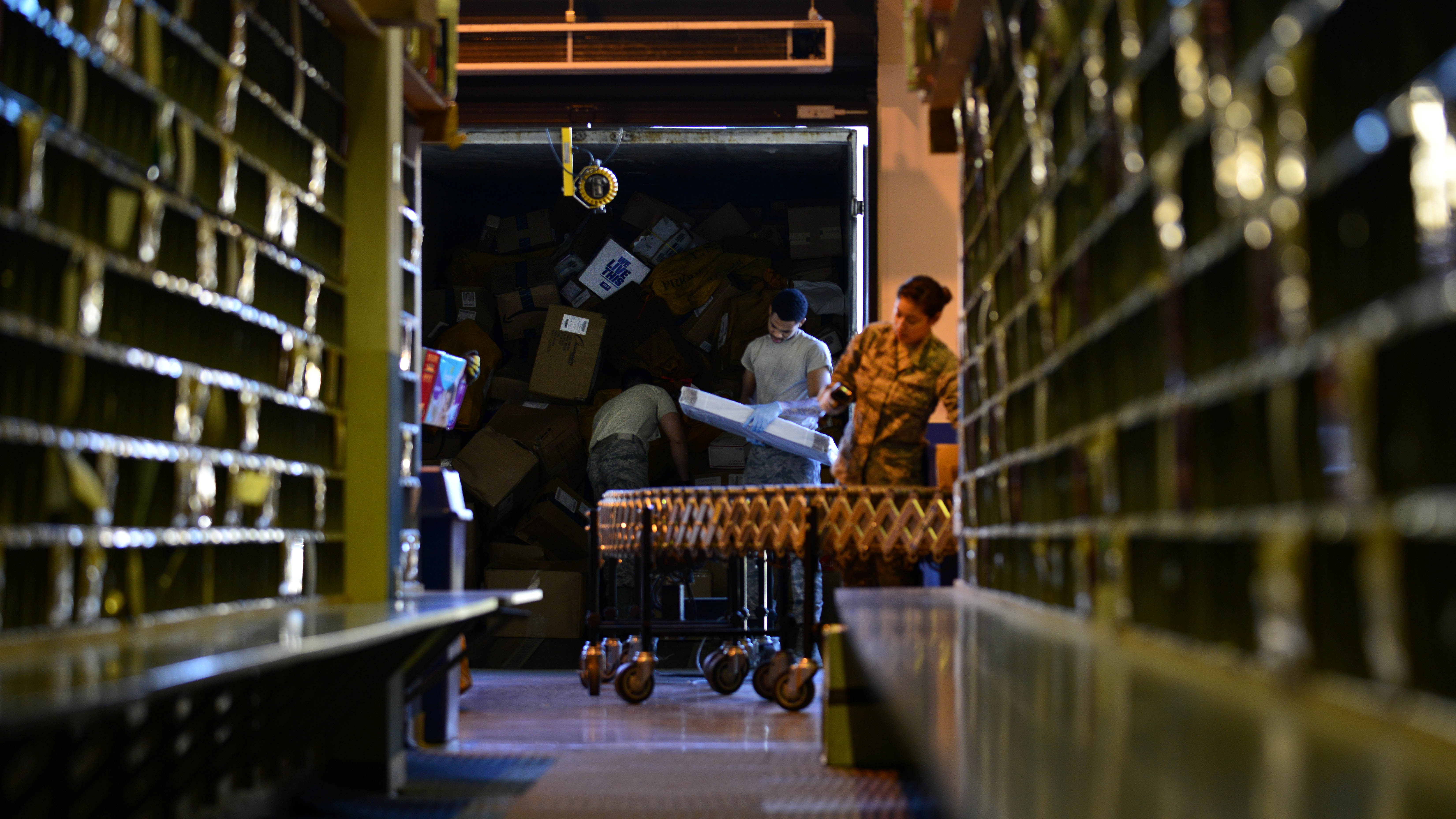 Airmen keep packages moving > Aviano Air Base > Display