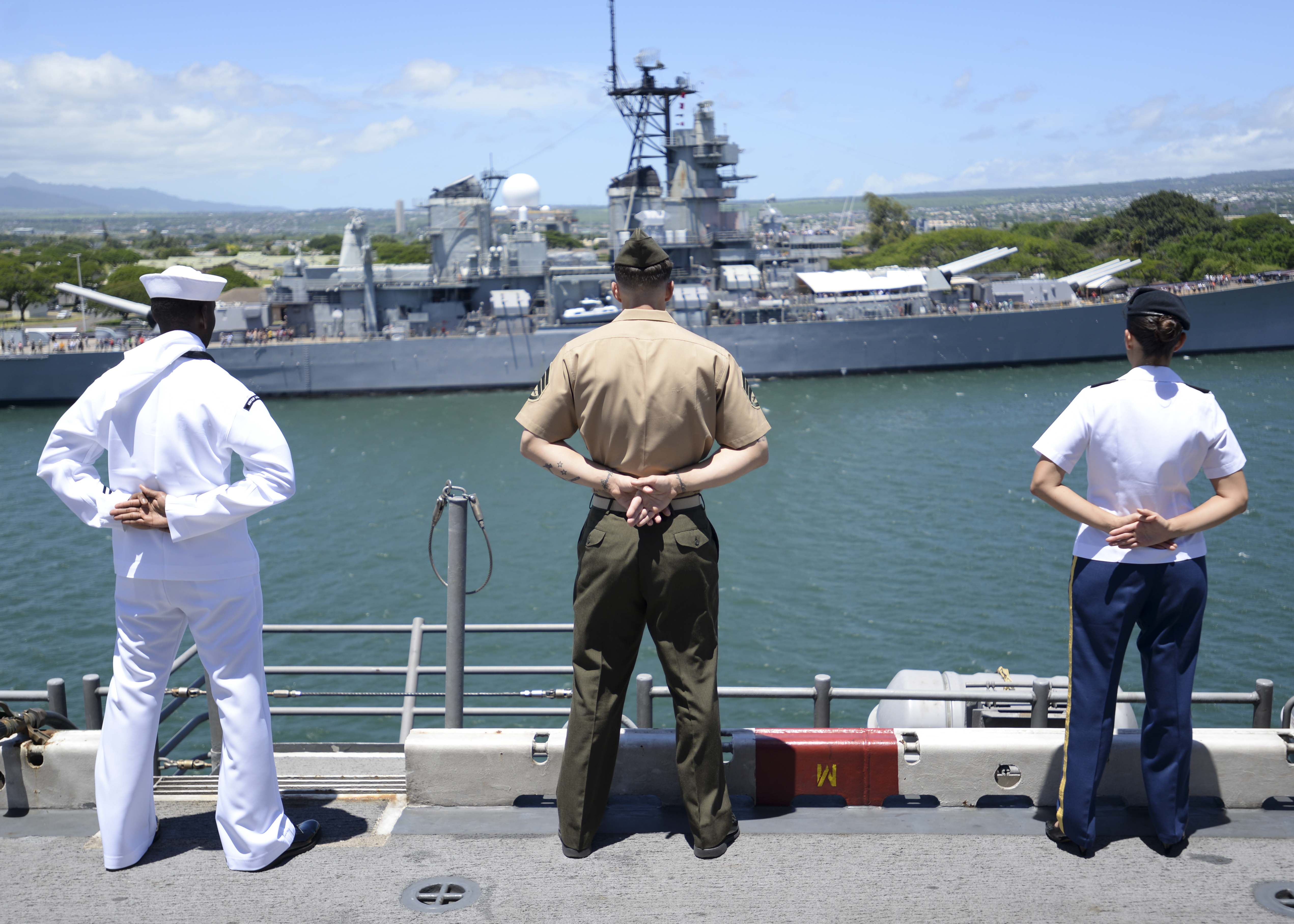 USS Boxer Makes First Stop in US During 2016 Deployment > United States ...