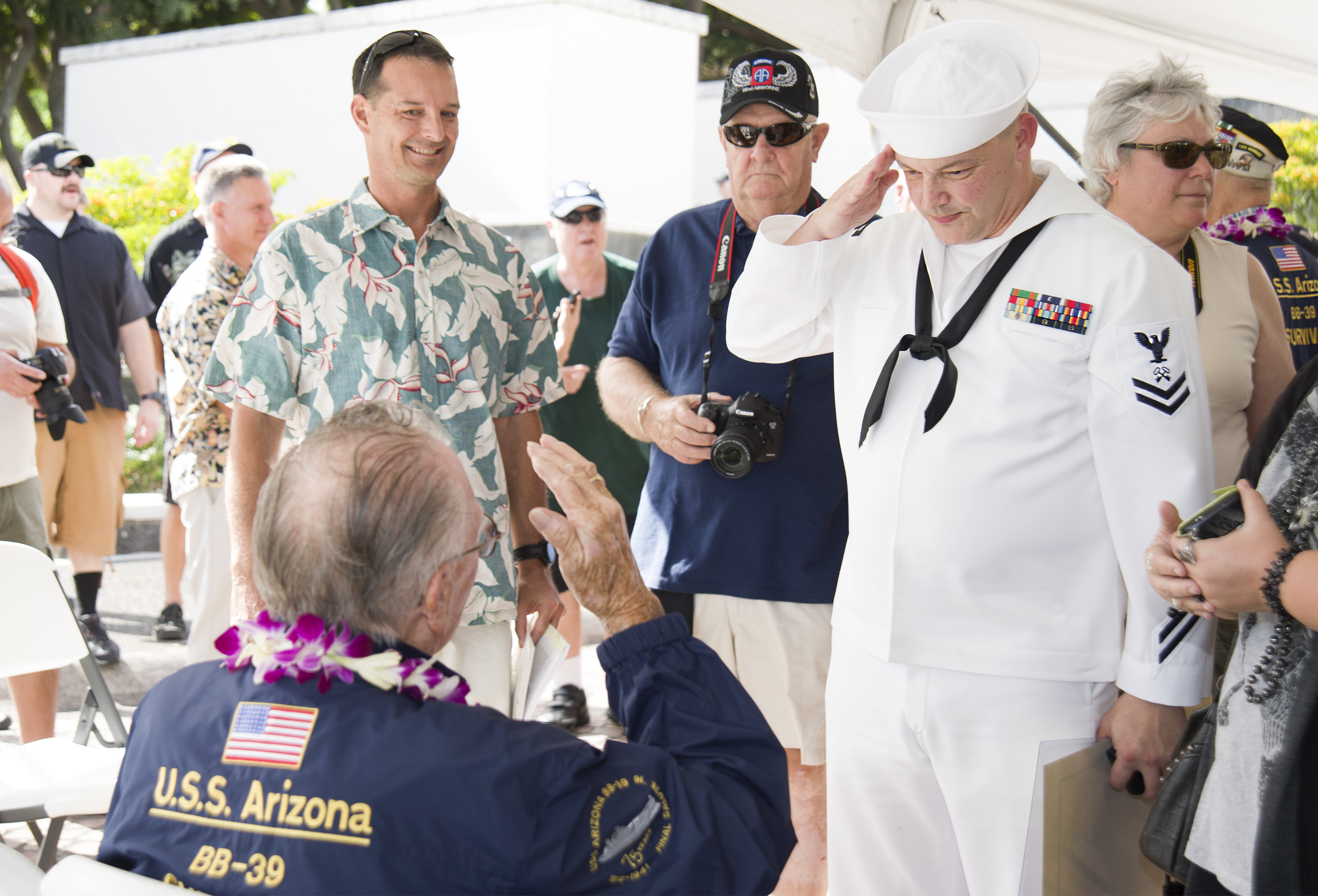 Sailors Honor Fallen Pearl Harbor Heroes > United States Navy > News ...