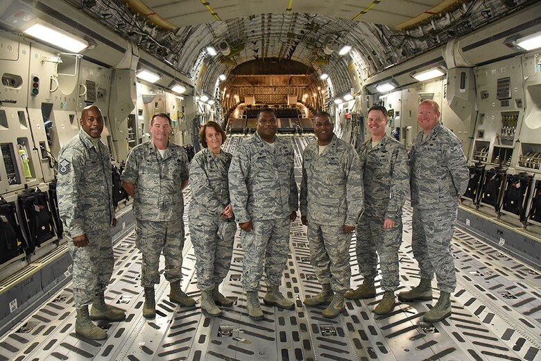 164th Airlift Wing visited by Major General Brian Newby > 164th Airlift ...