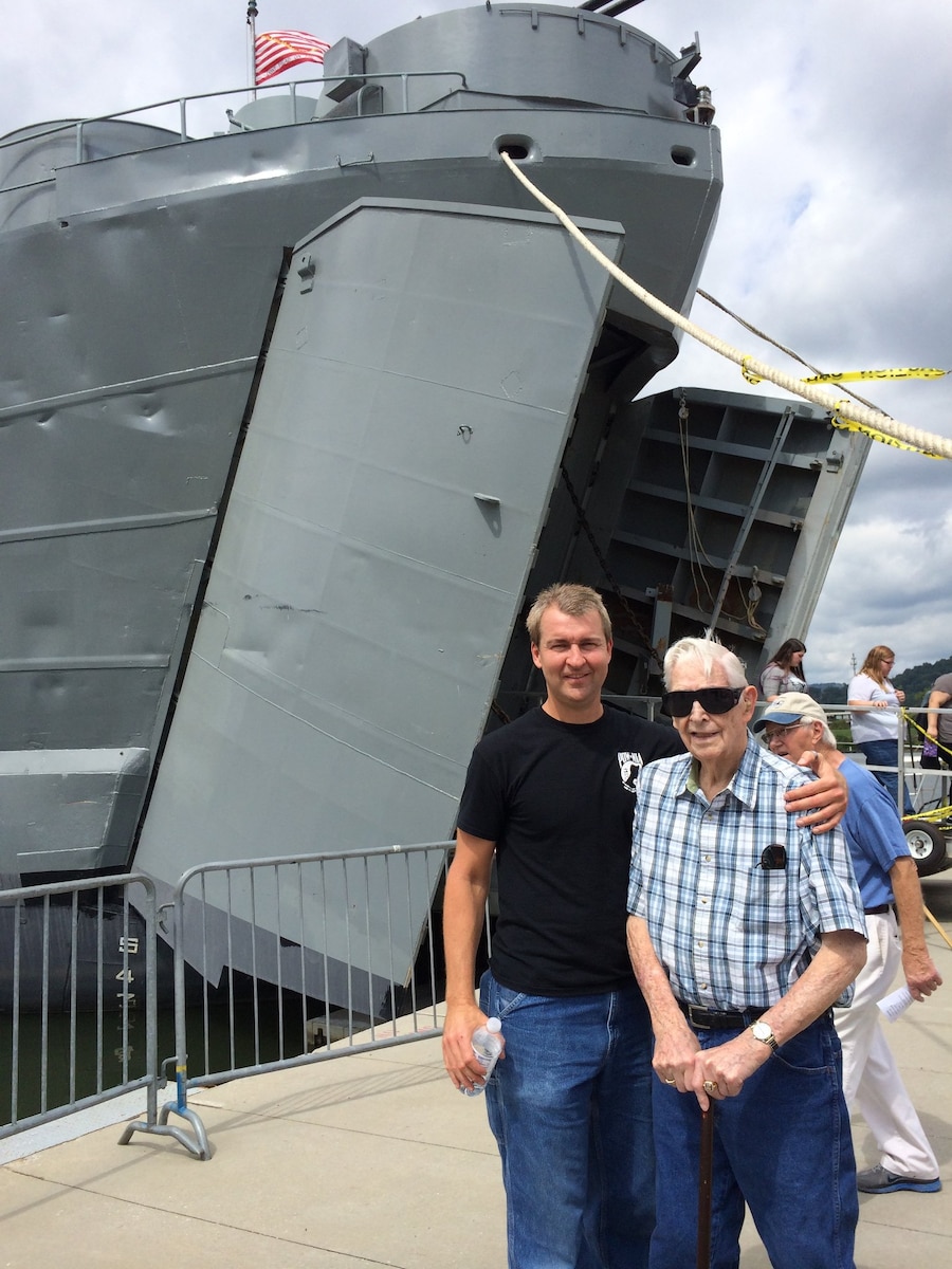 Ray McCoy pens book to share experiences of local WWII veteran > Arnold ...