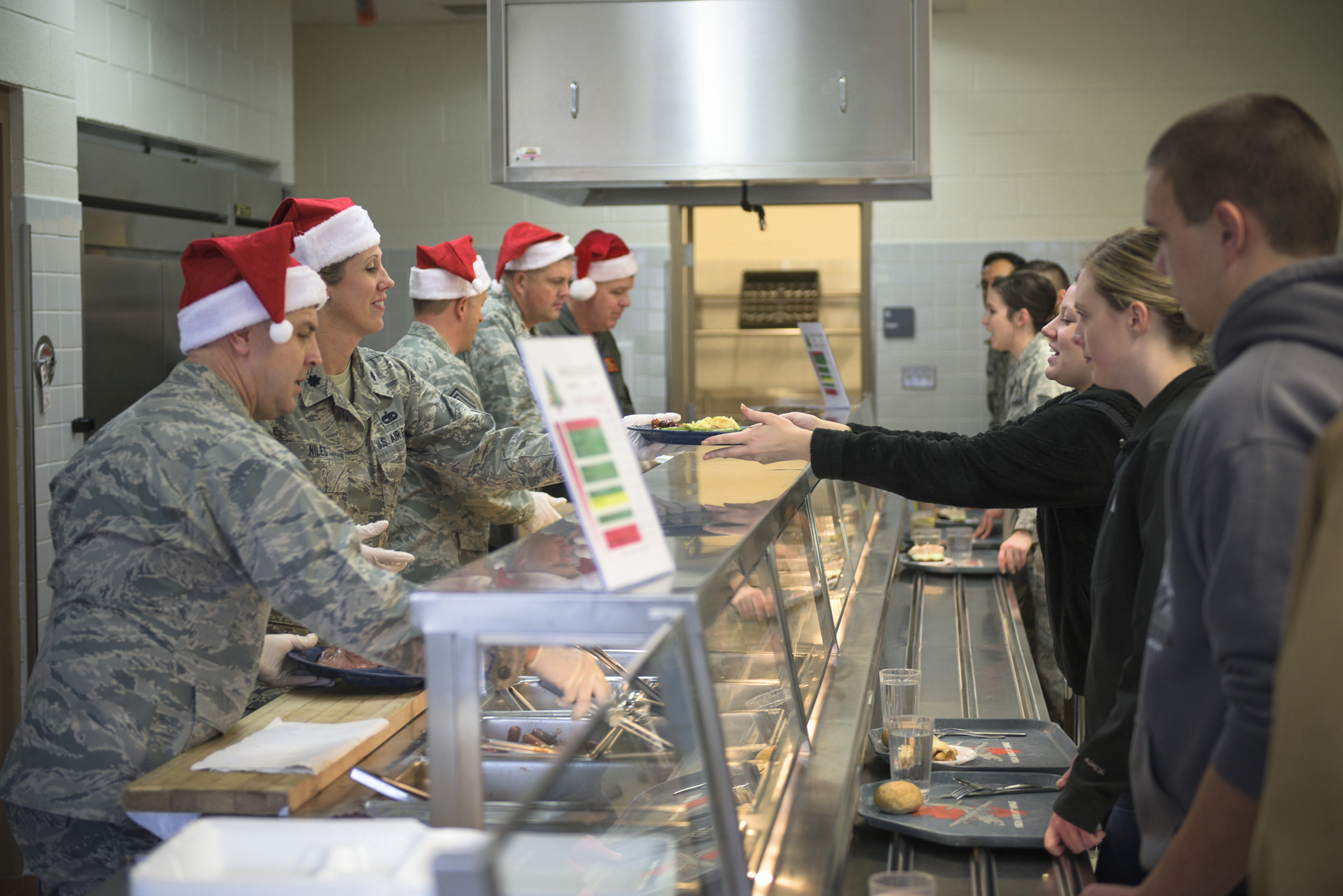 Wing leaders serve Airmen holiday lunch