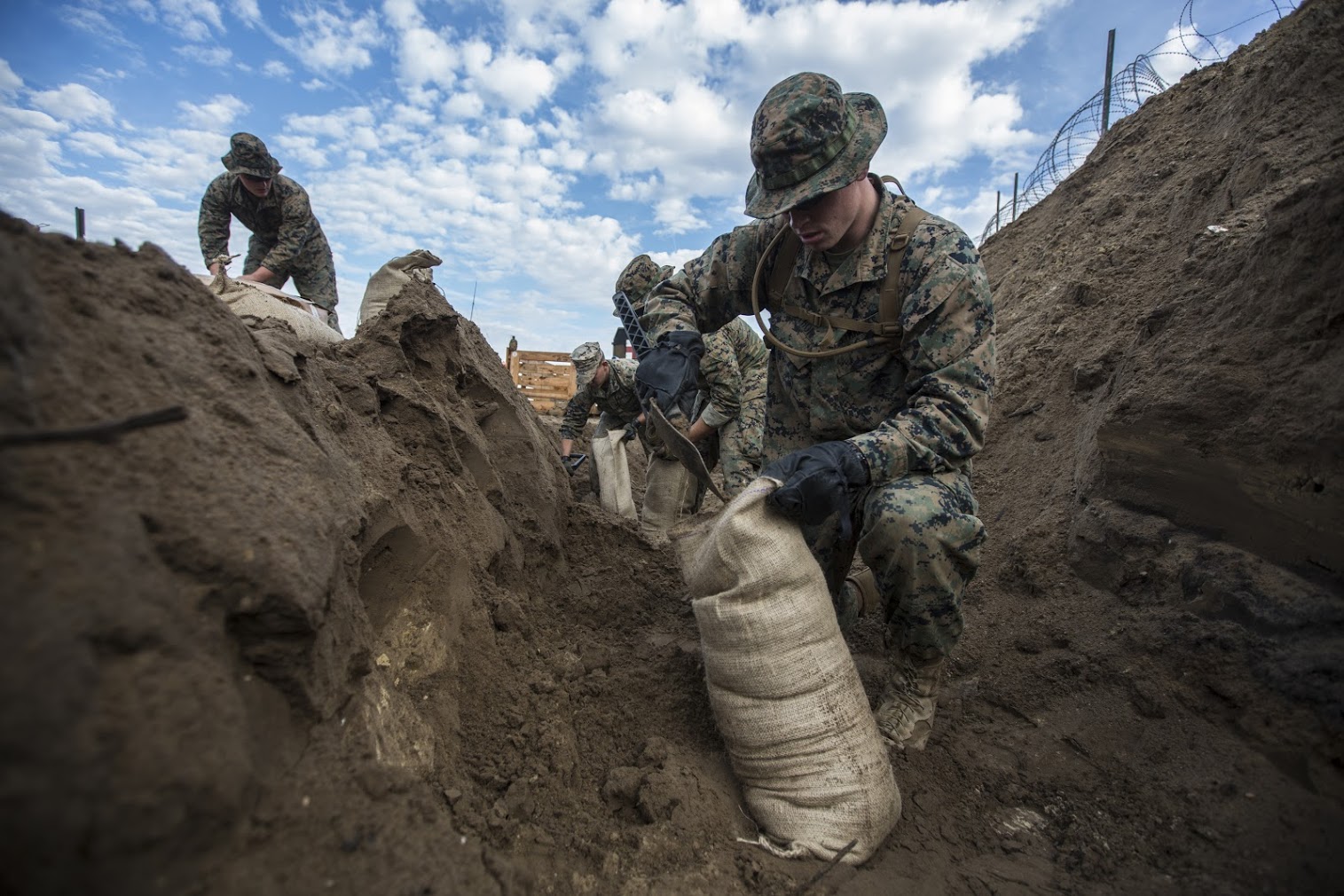 MWSS-271 conducts two-week-long field exercise > United States Marine ...