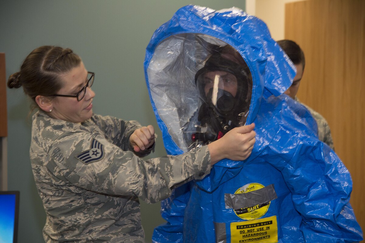 Bioenvironmental Engineering Airmen immerse commander > Moody Air Force ...