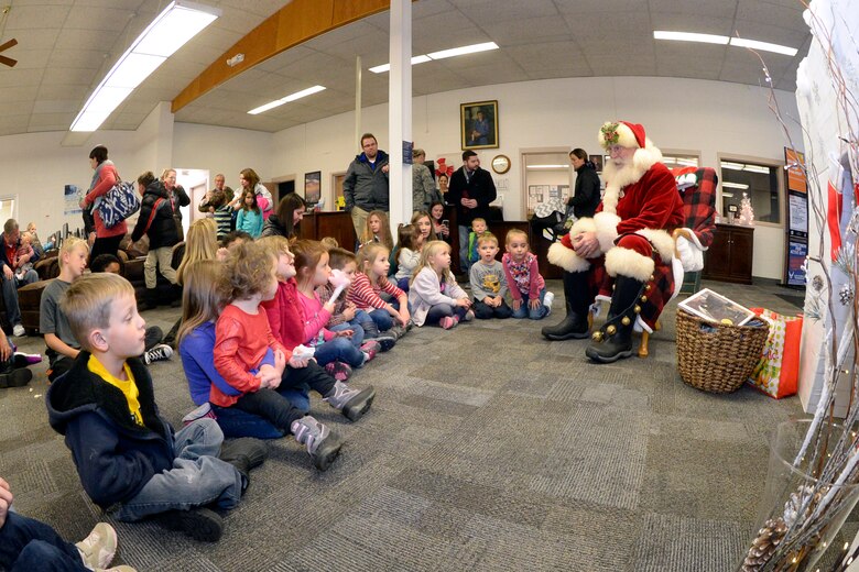 Base library hosts open house, ‘Winter Wonderland’ > Hill Air Force ...