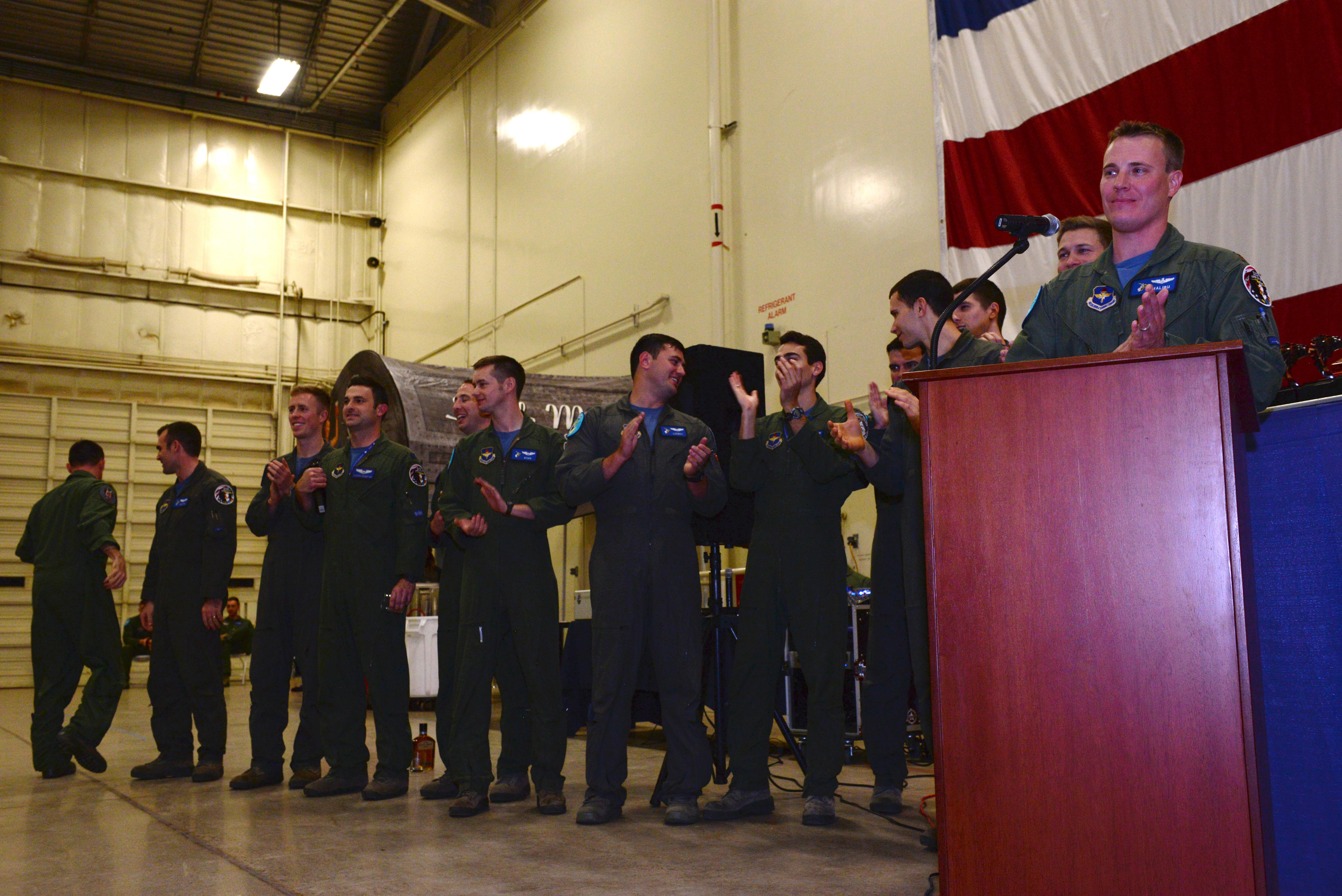 F-16 pilots continue to graduate, continue to fight > Luke Air Force ...