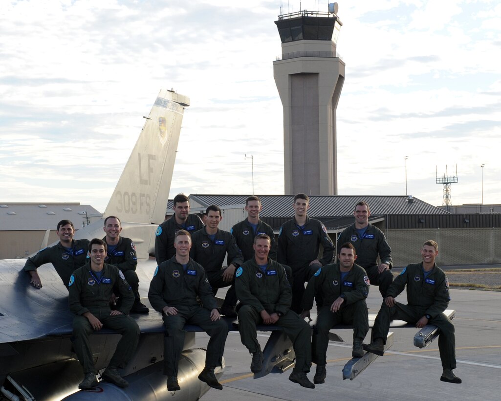 F-16 pilots continue to graduate, continue to fight