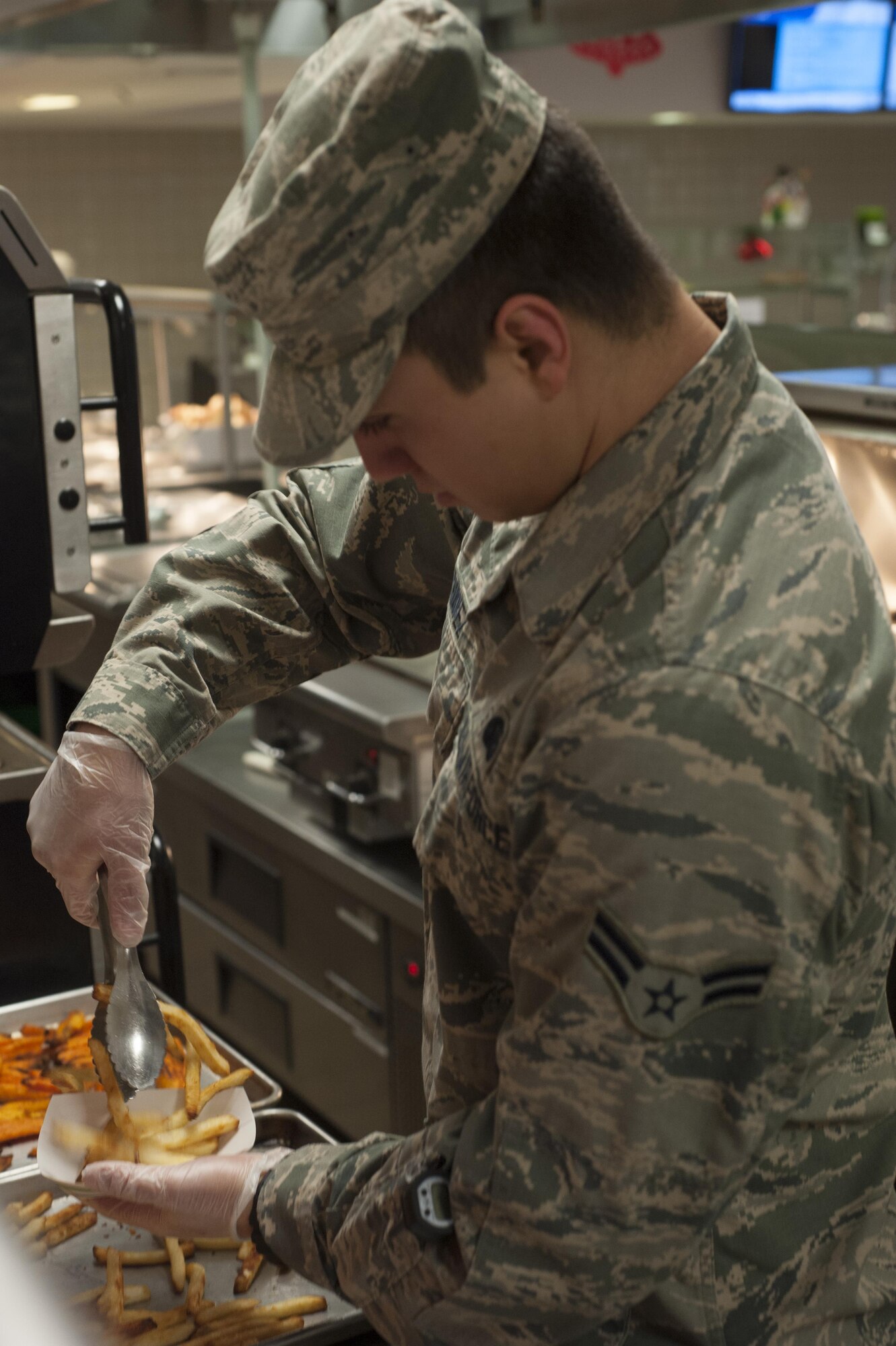 Services: Keeping Airmen fed, fit and rested > Dyess Air Force Base ...