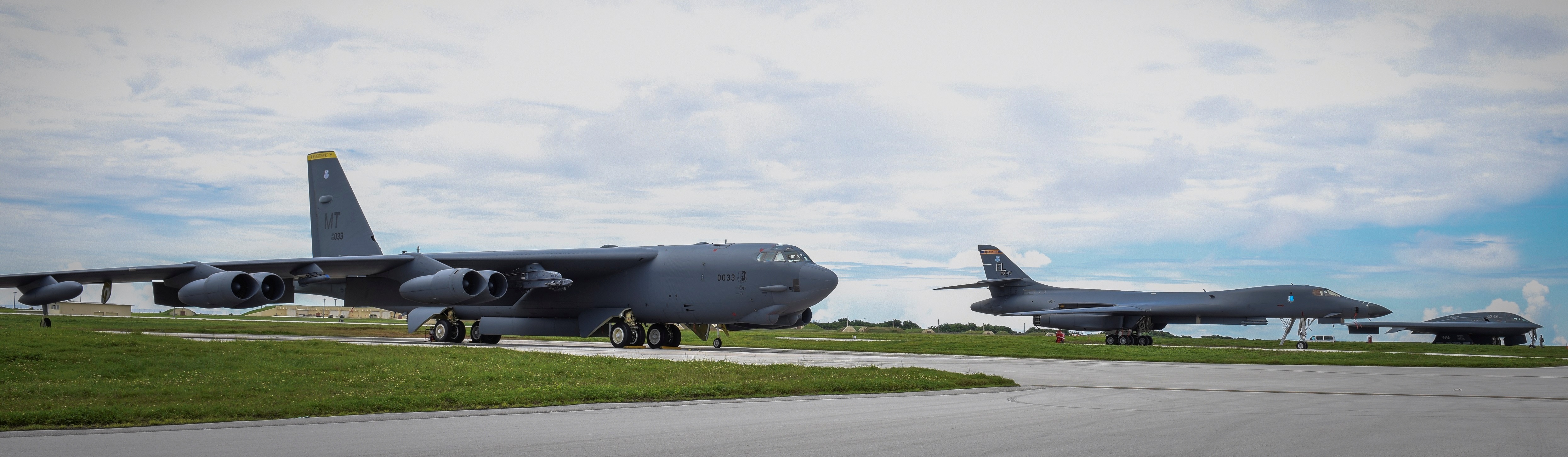 B-52 Stratofortress, B-1 Lancer and B-2 Spirit on the flight line at ...