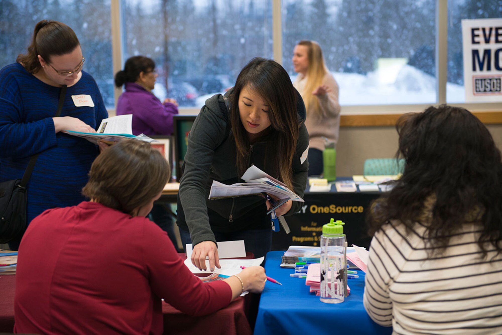 MFRC hosts quarterly spouse orientation > Joint Base Elmendorf ...