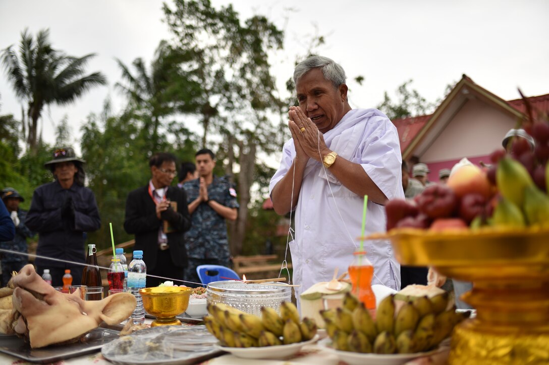 Cobra Gold 2016 Pillar Dedication Ceremony: Wuat Ban Mak School