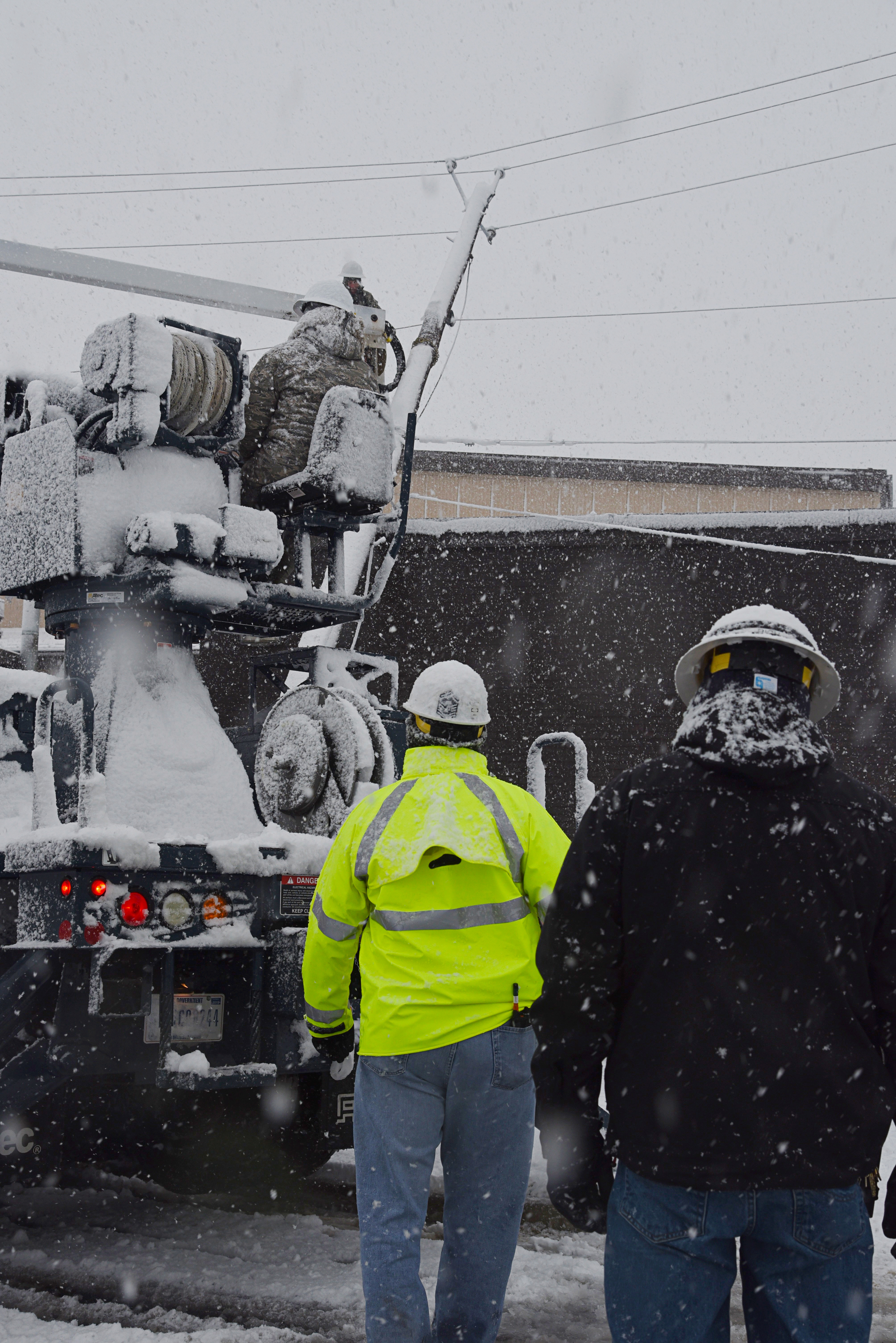87th CES repairs downed power pole