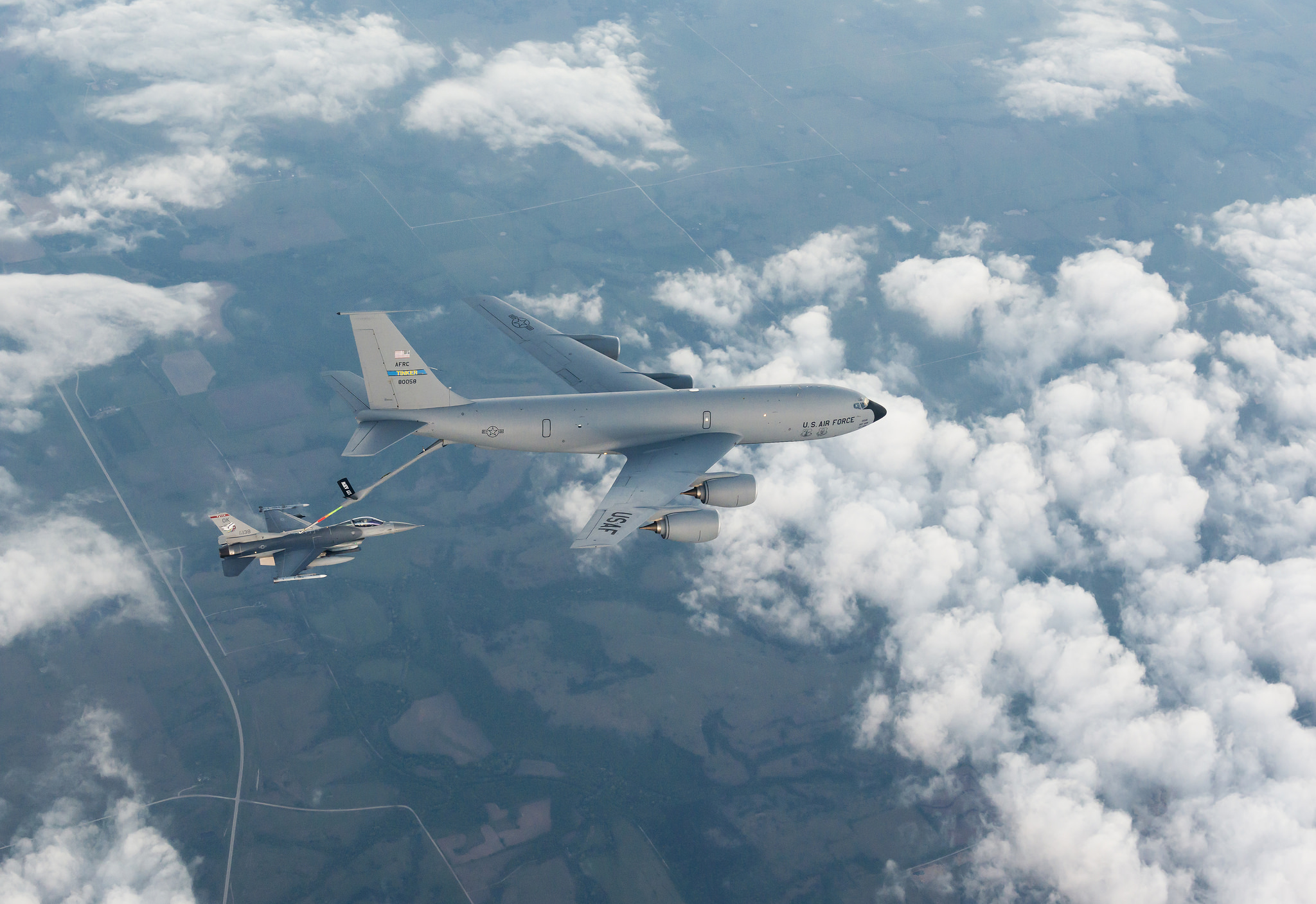 KC-135 crew saves F-16 pilot from ejecting over enemy lines > McConnell ...