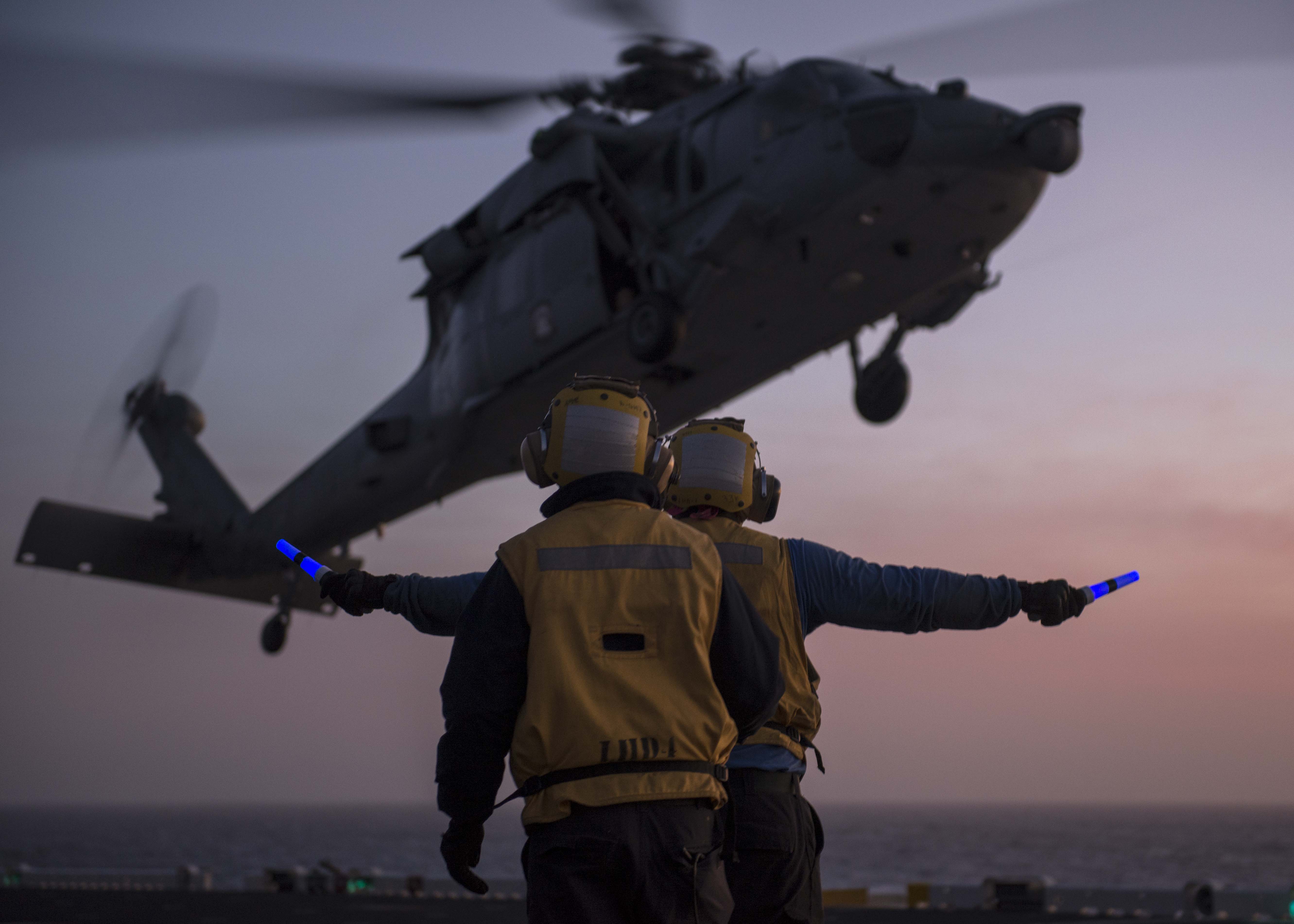 TACRON 11 Controls Boxer Skies > United States Navy > News Stories