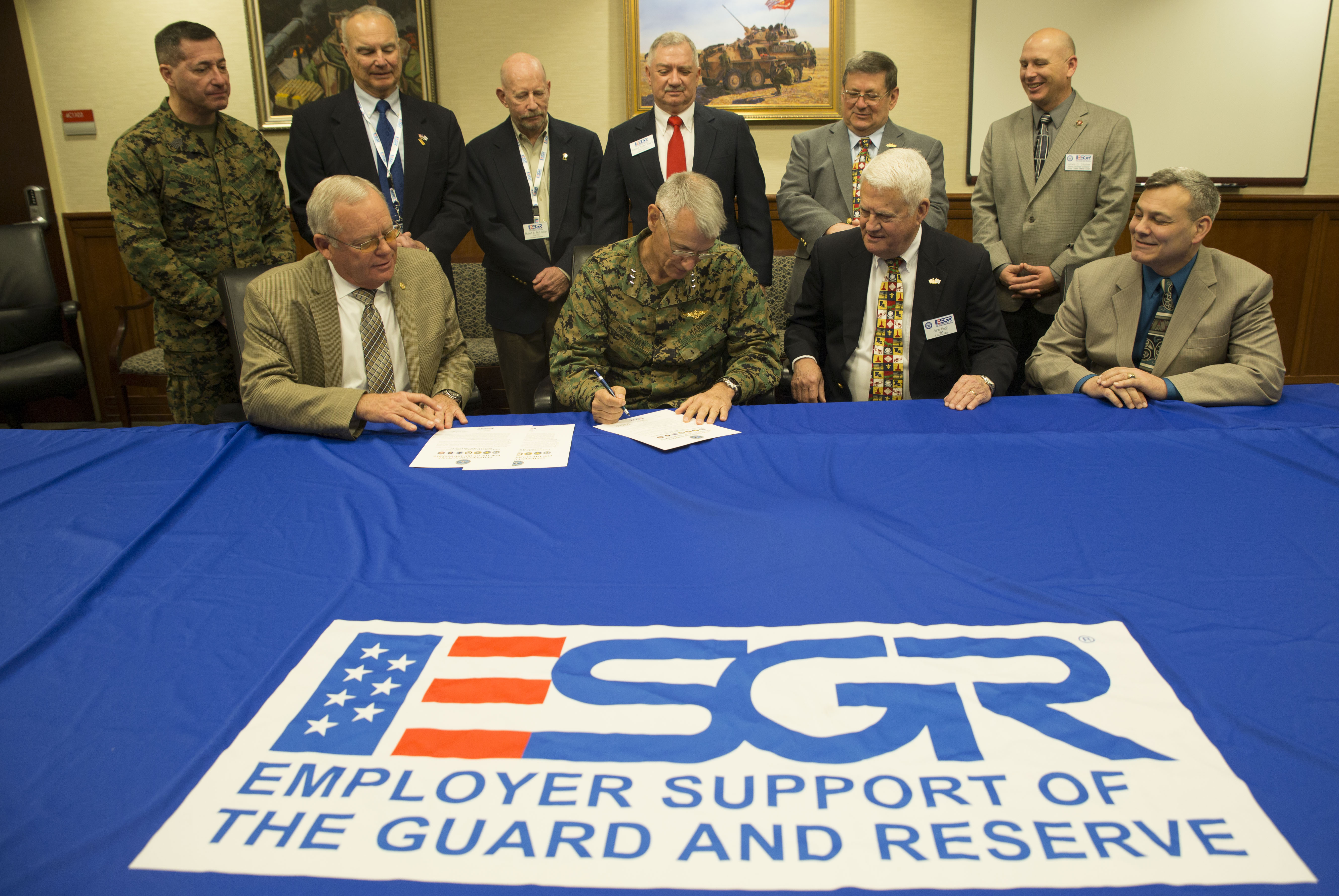 MARFORRES Commander signs Statement of Support for Employer Support of ...