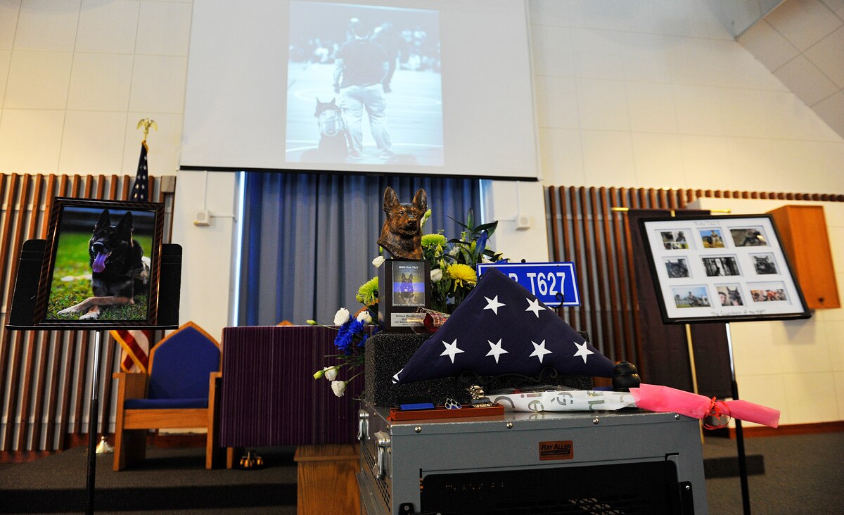 Remembering Rob: memorial service for a four-legged hero > Kadena Air ...