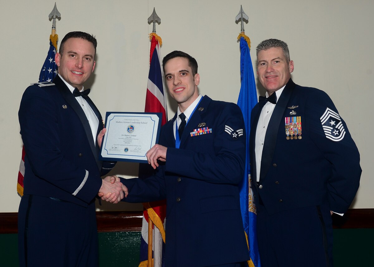 ALS graduates reach for next stripe > Royal Air Force Lakenheath ...