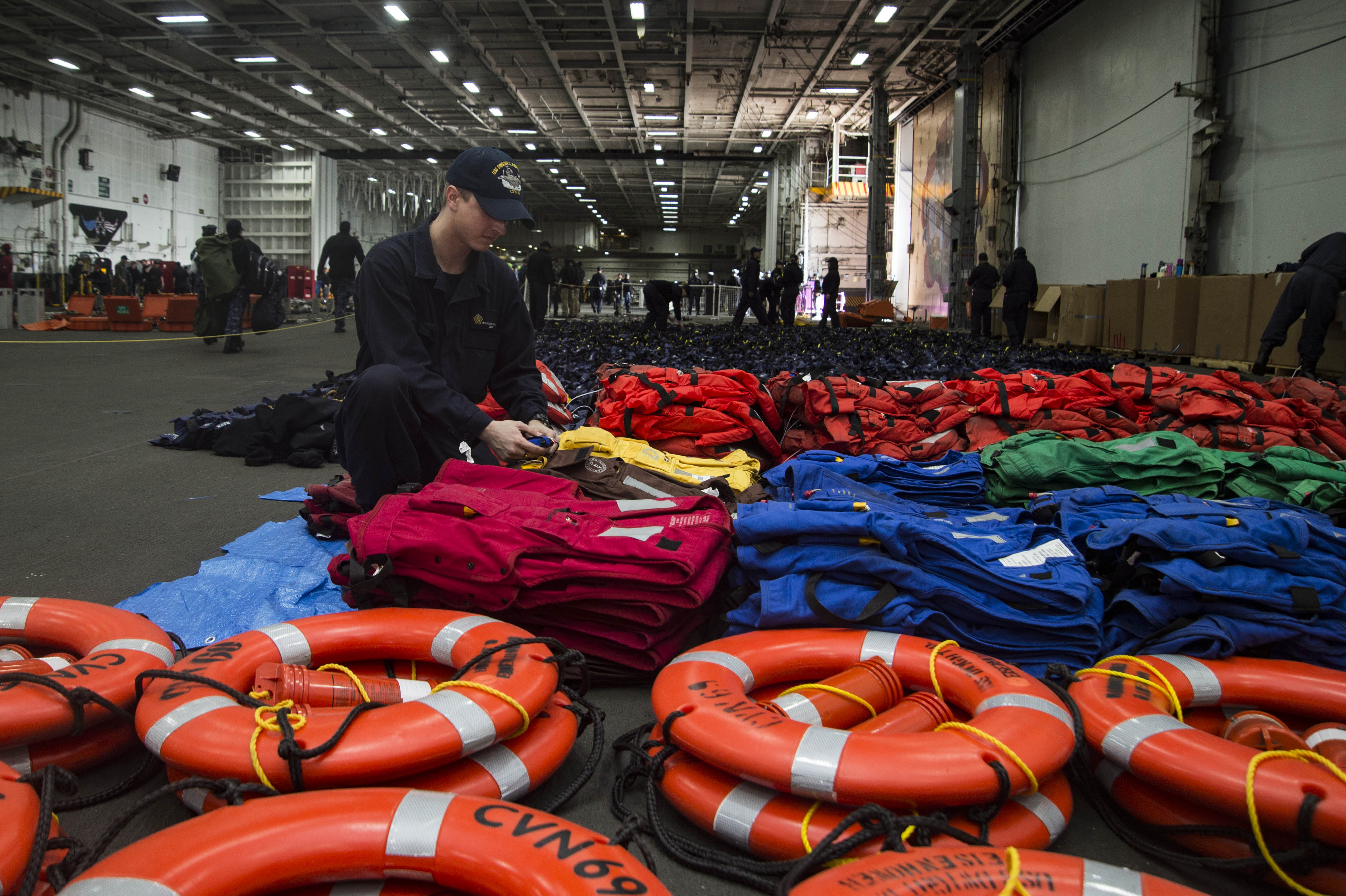 Ike Successfully Completes INSURV Material Inspection > United States ...