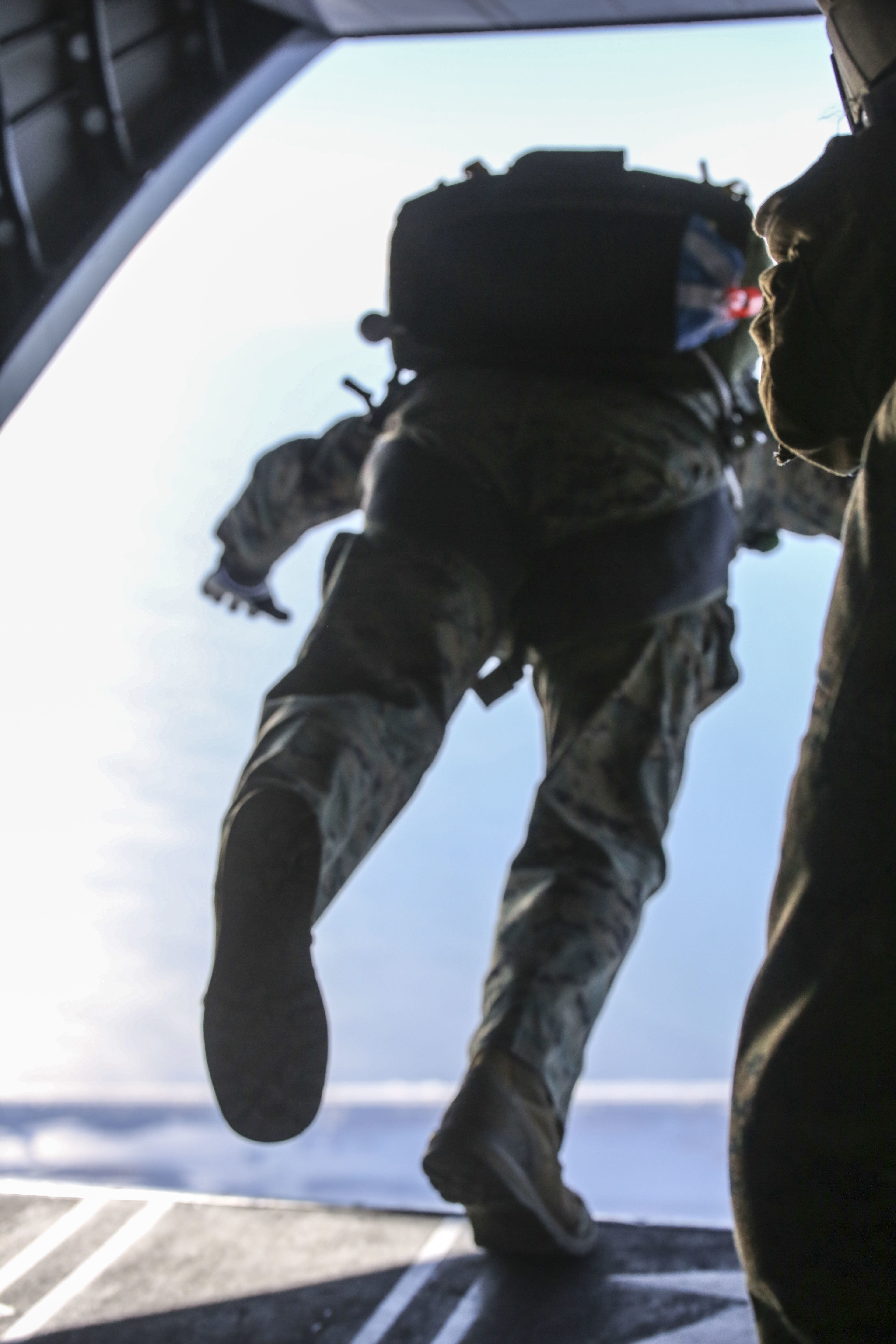 2nd Recon conducts para-ops, tandem jumps