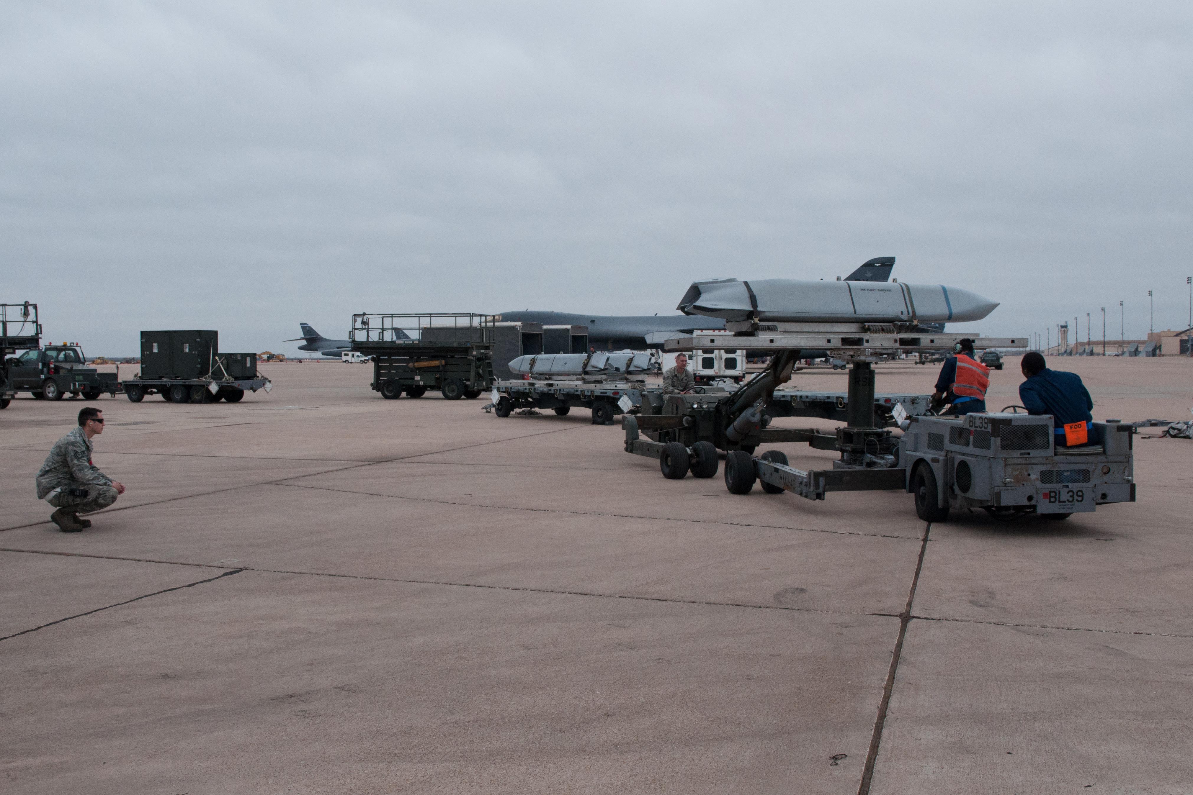 B-one team, B-one fight > Air Force Reserve Command > News Article