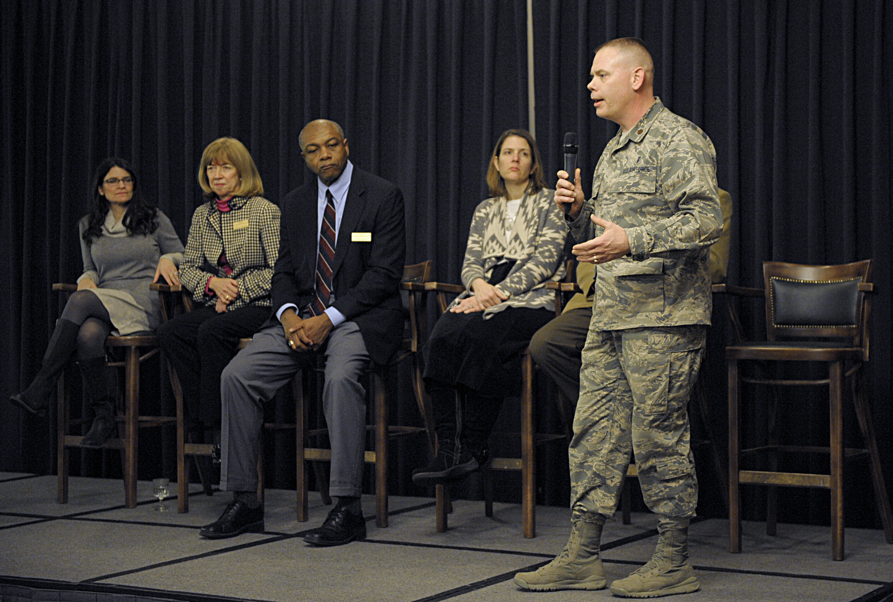 Ramstein helps KMC save automatically > Ramstein Air Base > Article Display