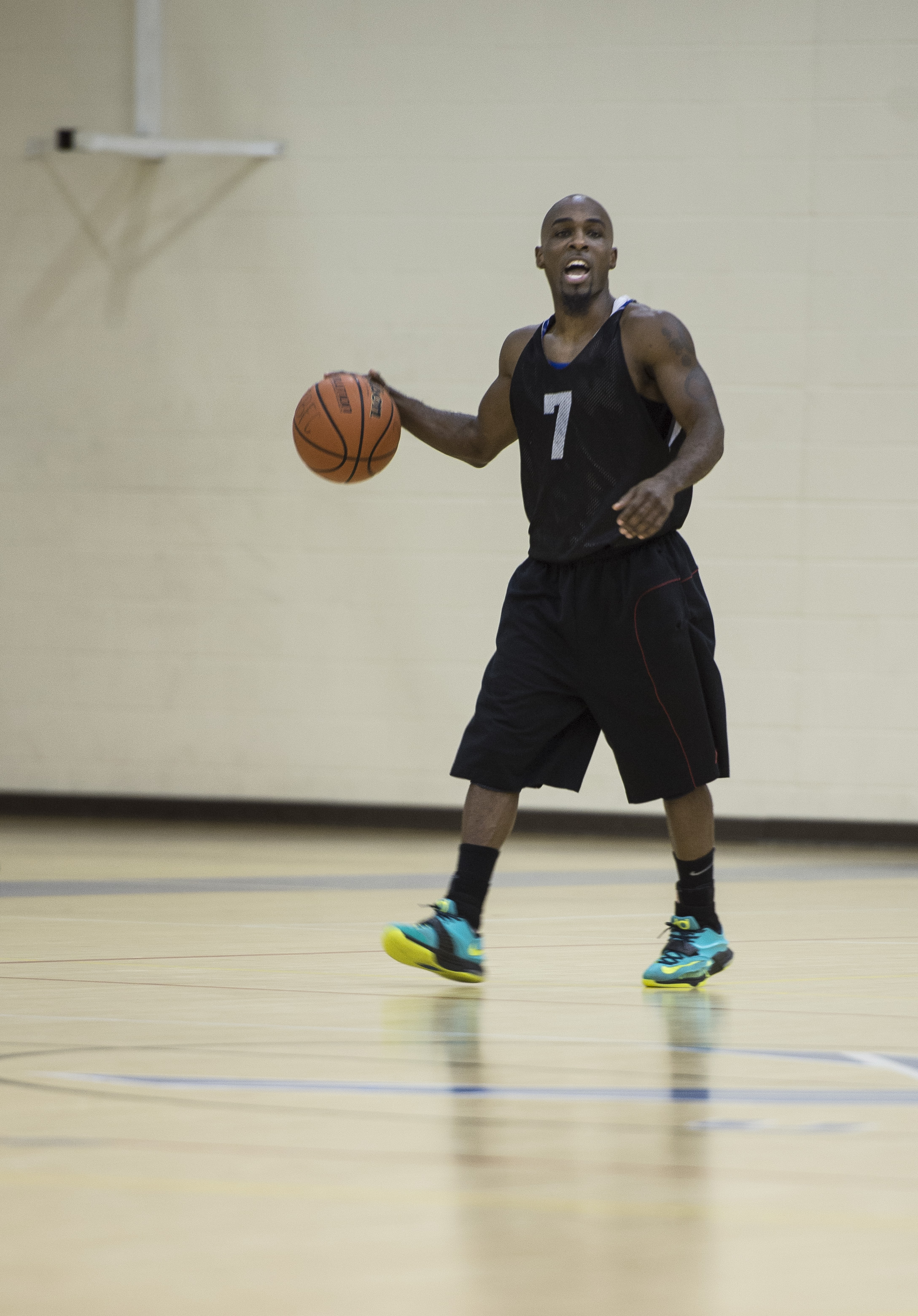 JBLE hosts 2015 Intramural Basketball Championship > Joint Base Langley ...