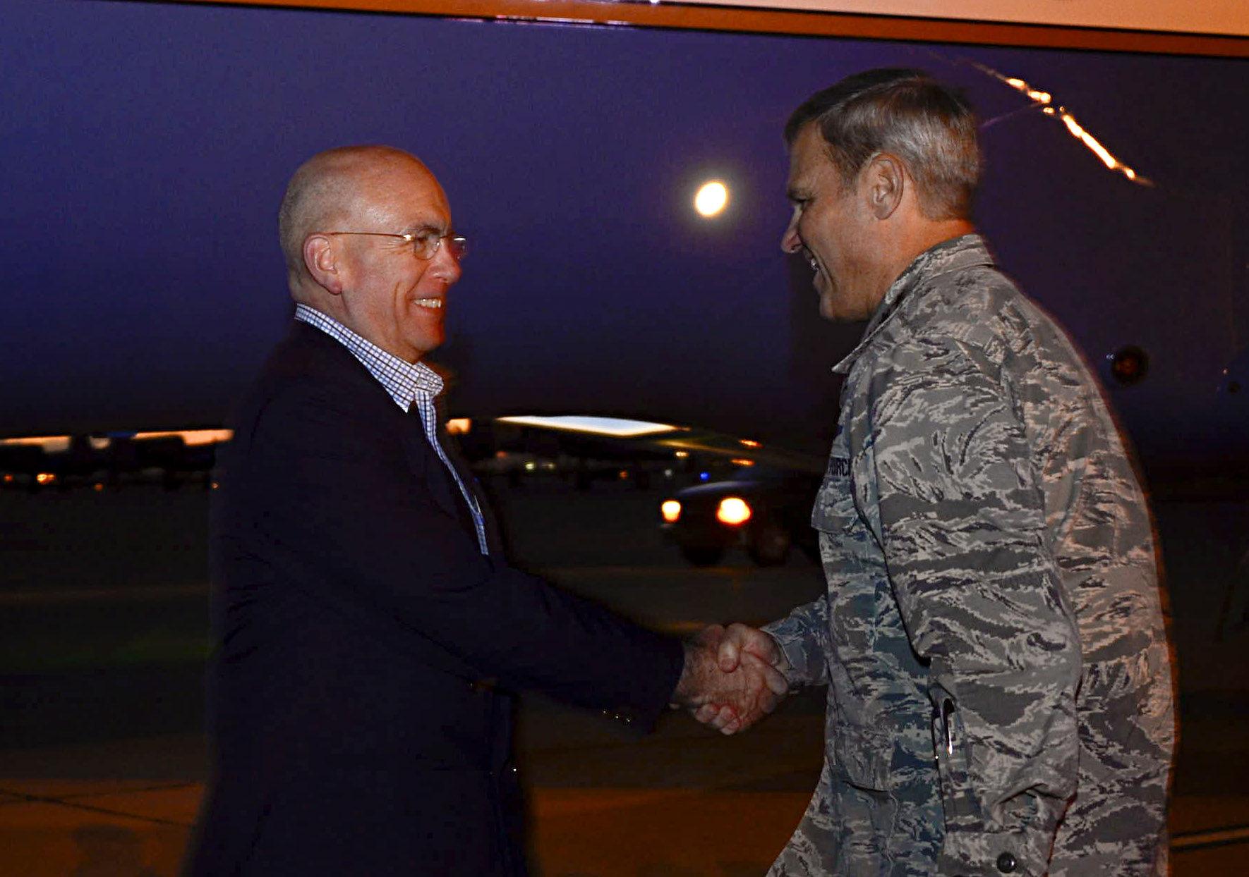 SOUTHCOM Combatant Commander visits AFSOUTH > 12th Air Force (Air ...