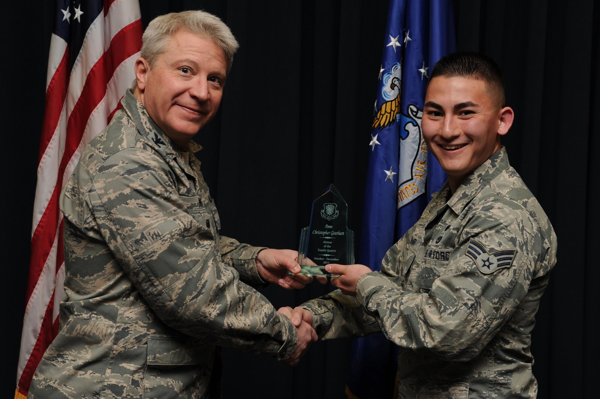 Civil Engineer Airman receives quarterly award > 302nd Airlift Wing ...