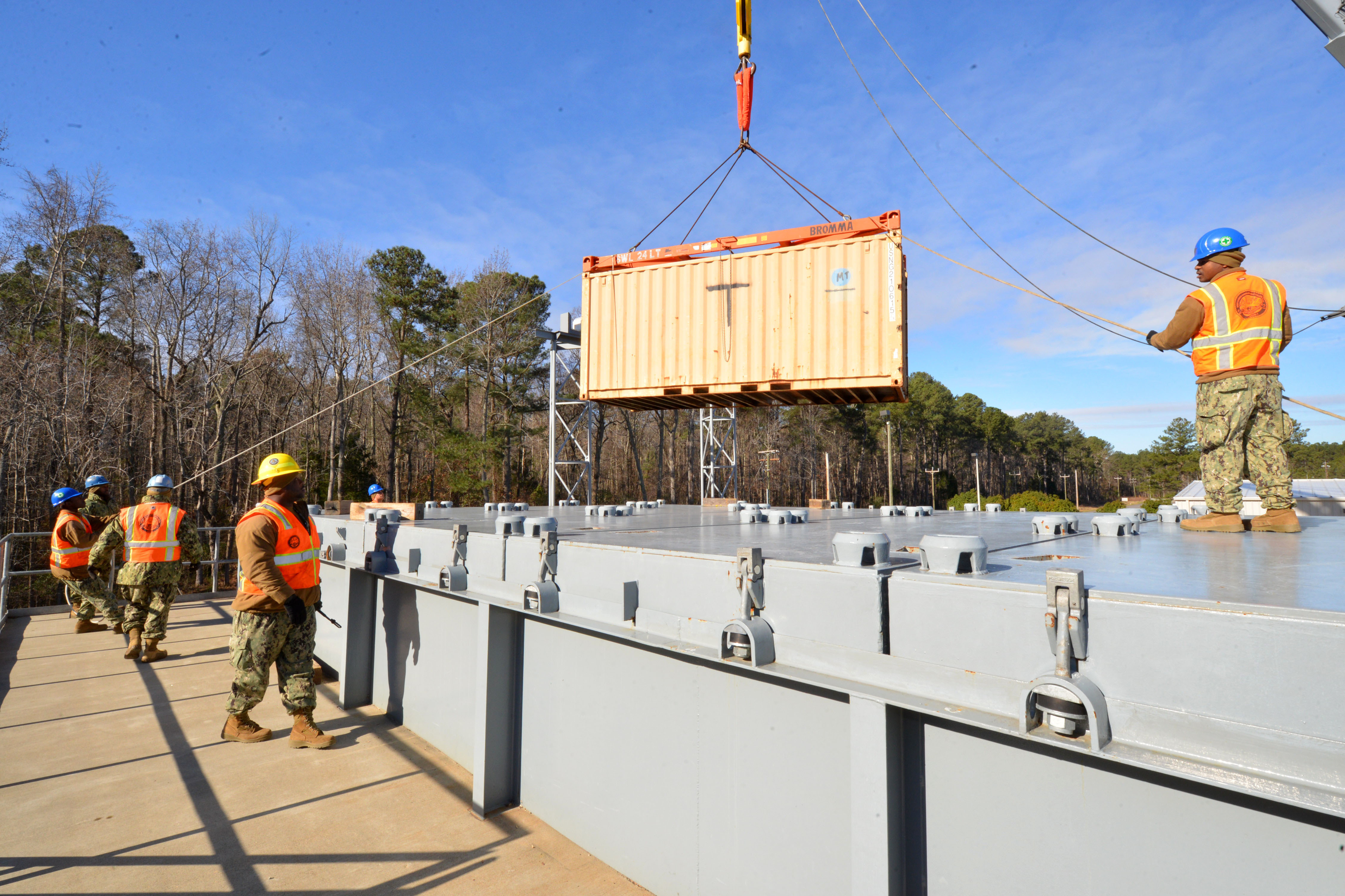 NAVELSG's Navy Cargo Handling Battalion Reserve Component Sailors ...