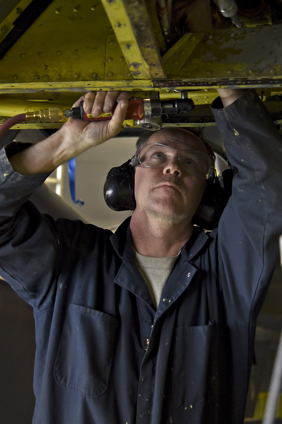Behind the KC-135 periodic inspection > Air Mobility Command > Display