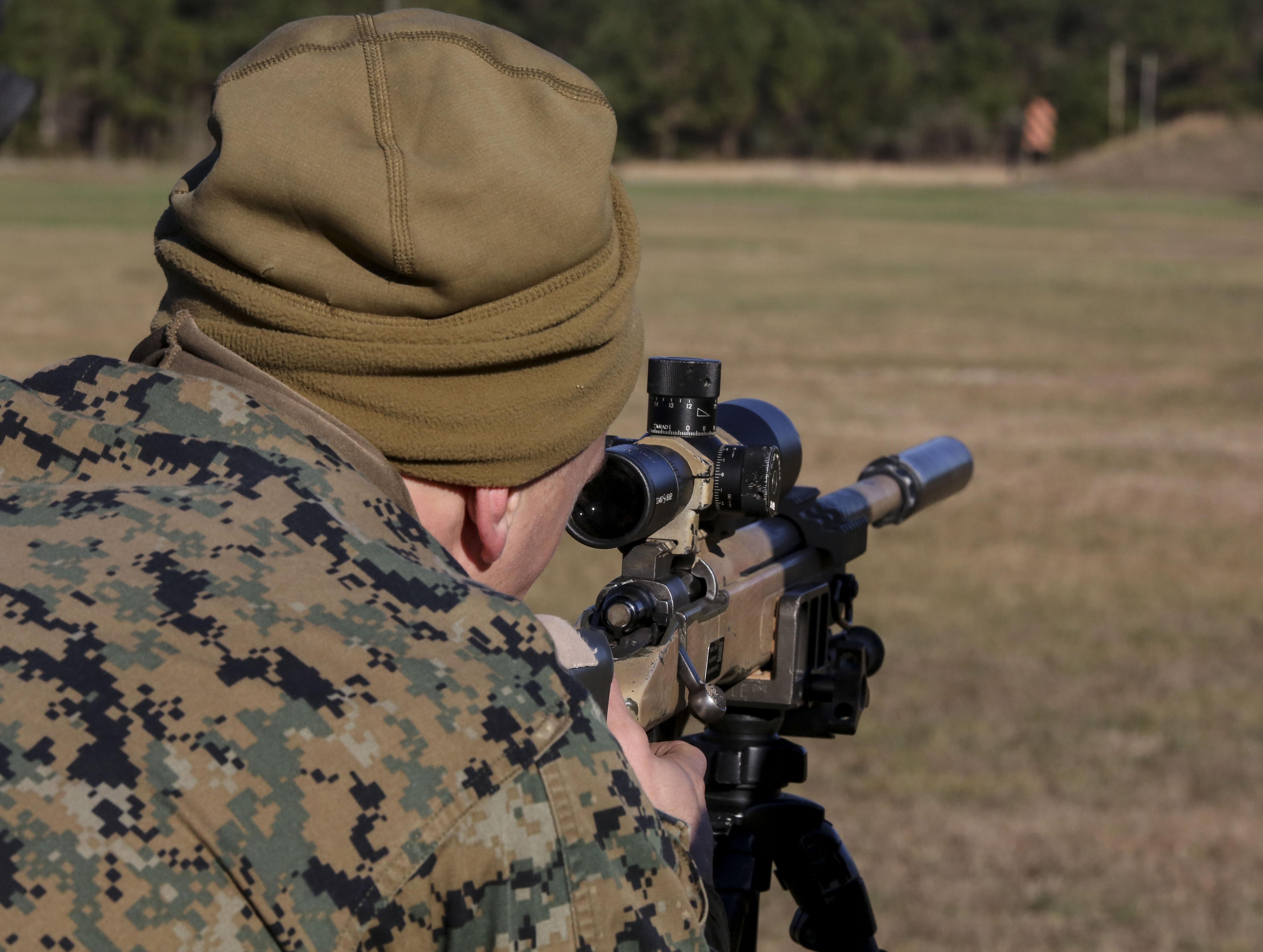 Marines enter second week of DCSC pre-scout sniper course