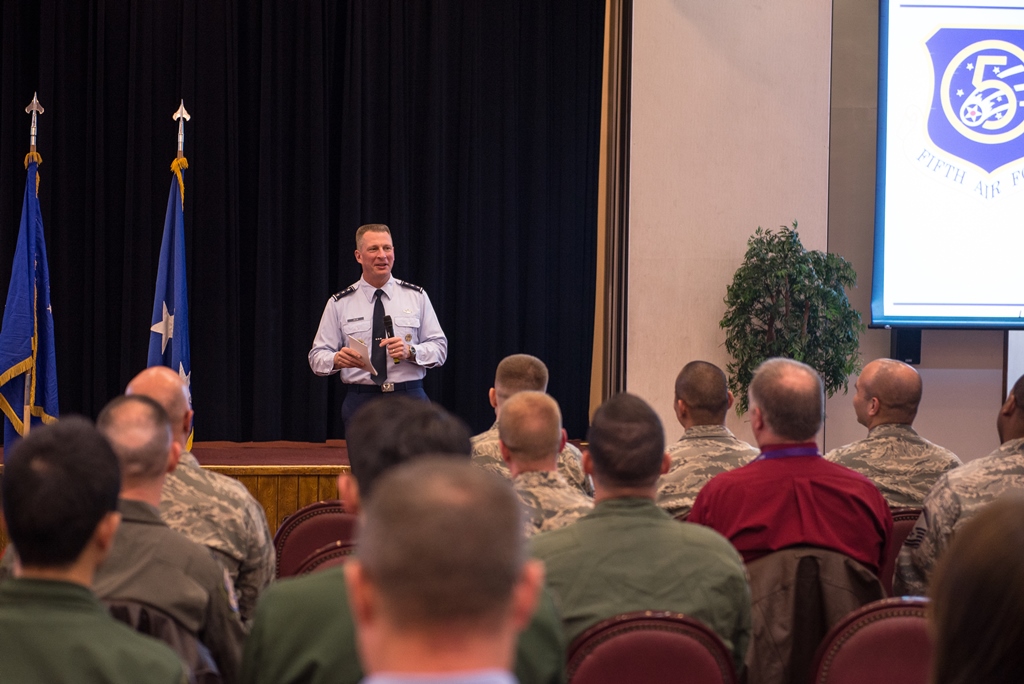 USFJ commander holds commander's call