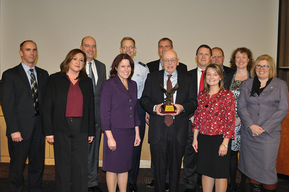 Former employee receives DoD leadership award > Defense Logistics ...