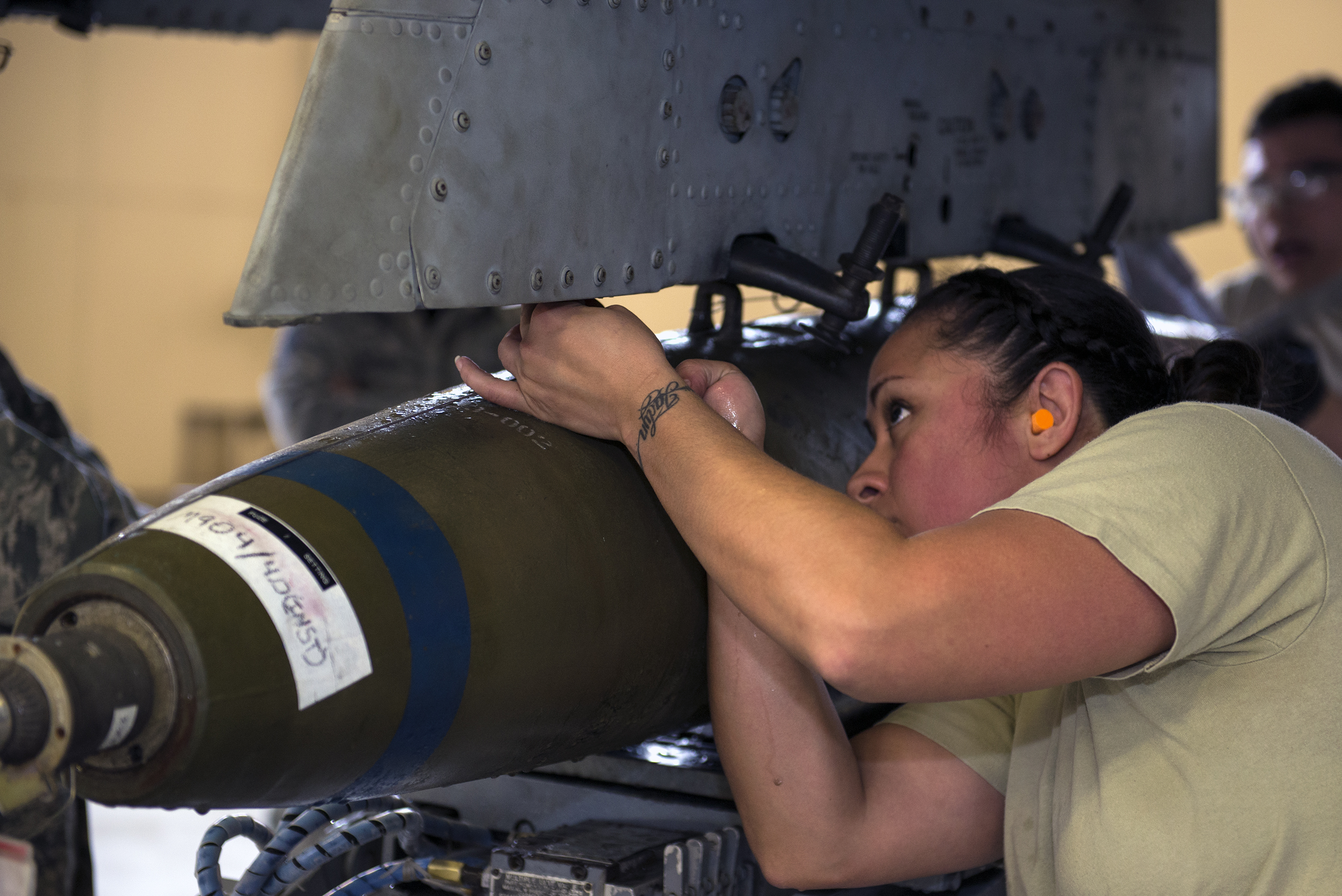 74th, 75th AMU clash for load comp bragging rights > Moody Air Force ...