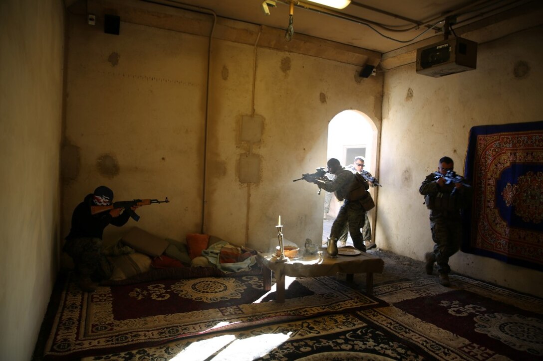 More tools for the toolbox, Raid Leaders Course teaches Marines urban ...