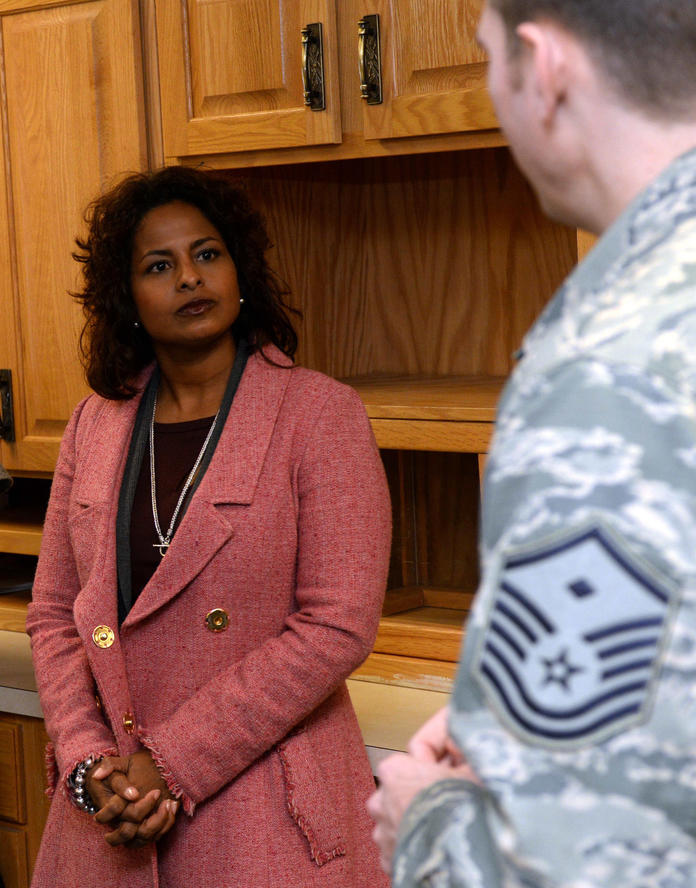 8th AF commander visits with bomber Airmen at Ellsworth > Air Force ...
