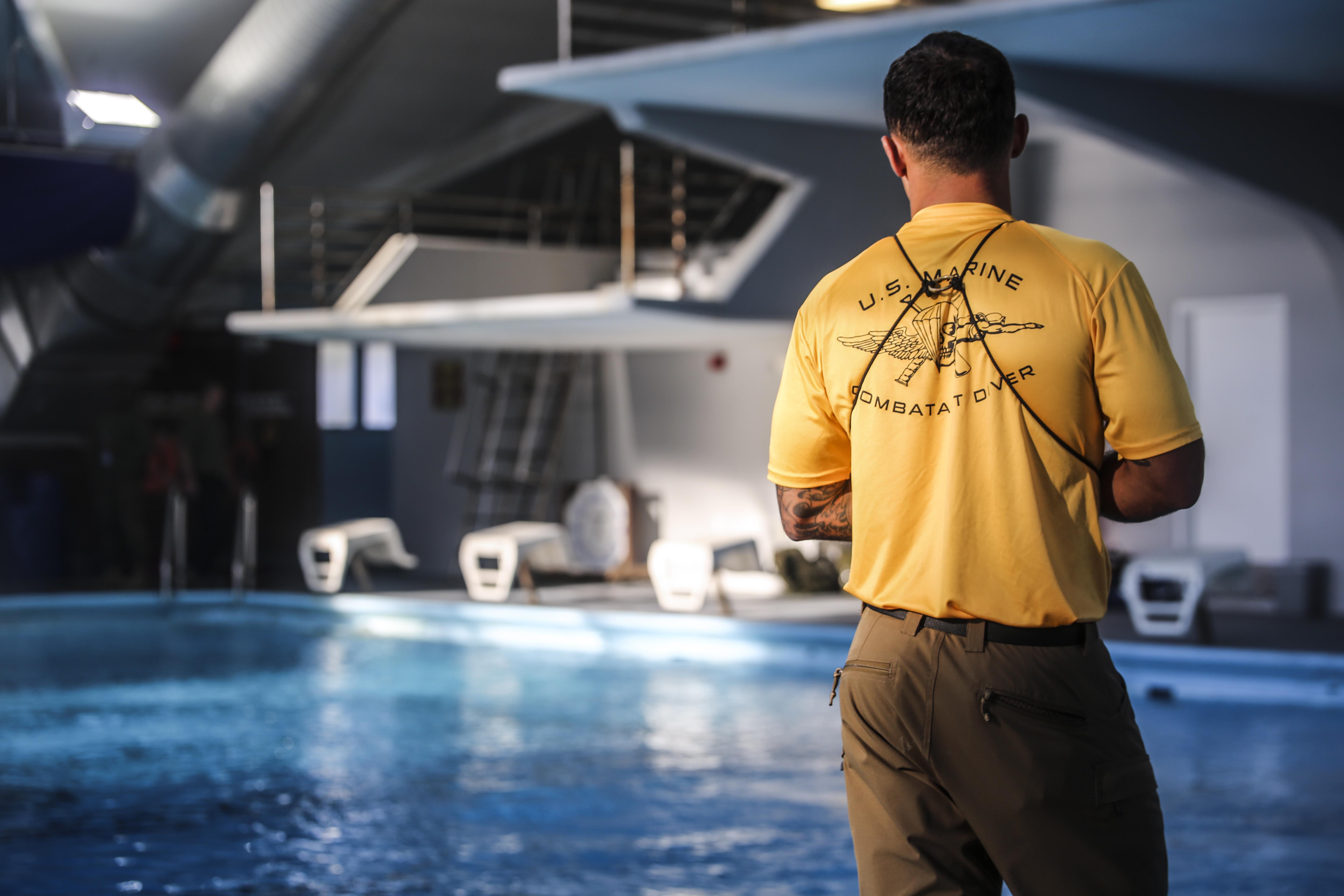 2nd Recon conducts dive supervisor course