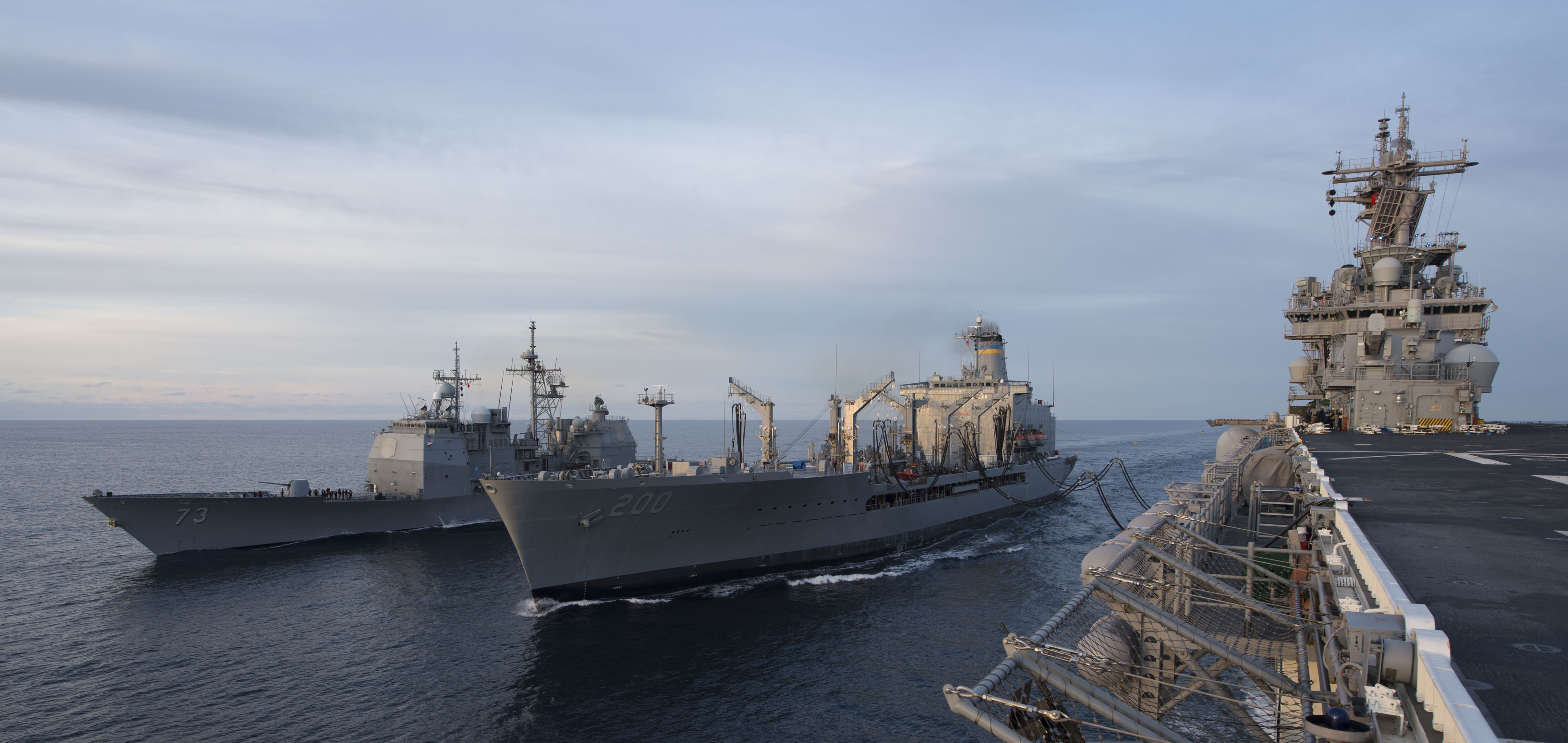 USS Boxer Amphibious Ready Group and 13th Marine Expeditionary Unit ...