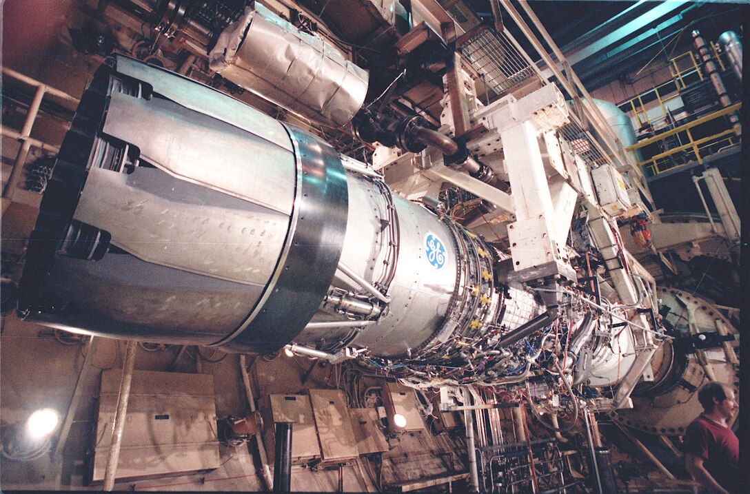 Recognizing the 25th anniversary of Desert Storm: AEDC tested ...