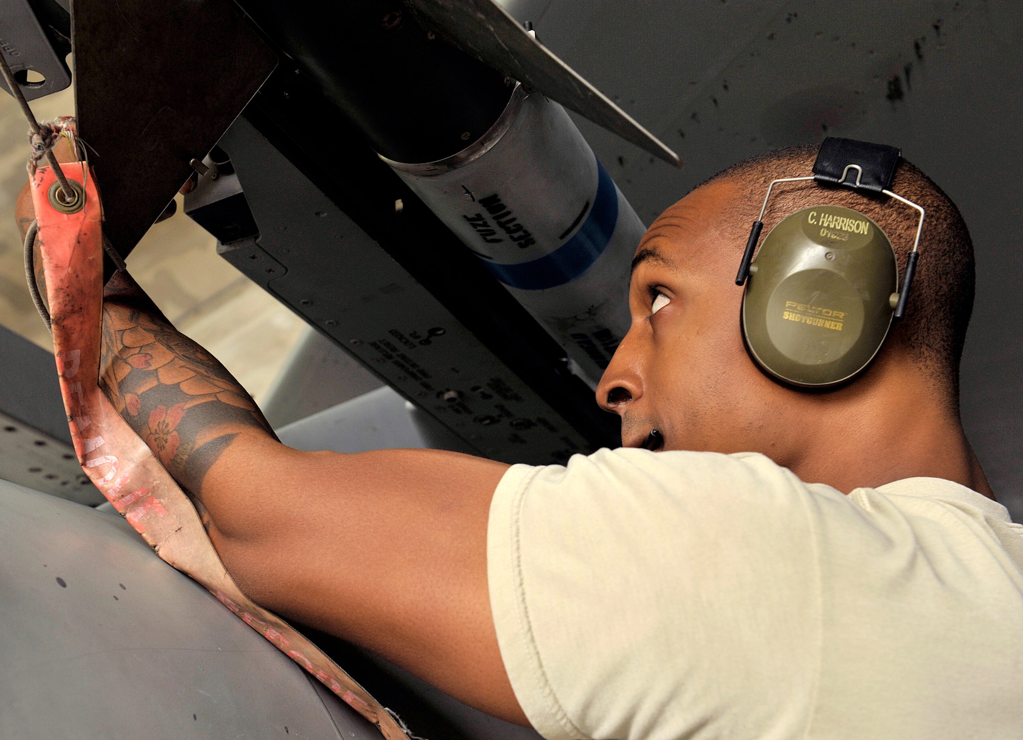 18th MXG holds annual weapons load crew competition > Kadena Air Base ...