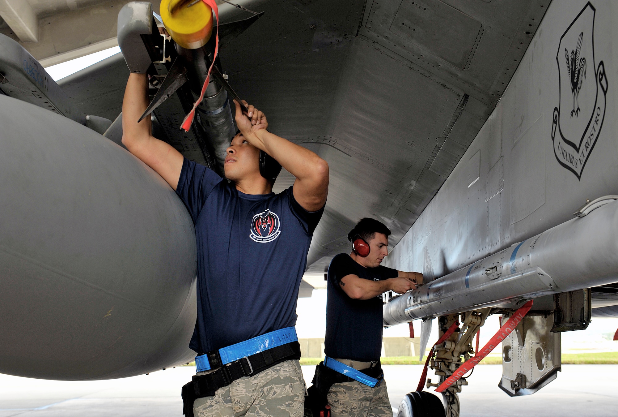 18th MXG holds annual weapons load crew competition > Kadena Air Base ...
