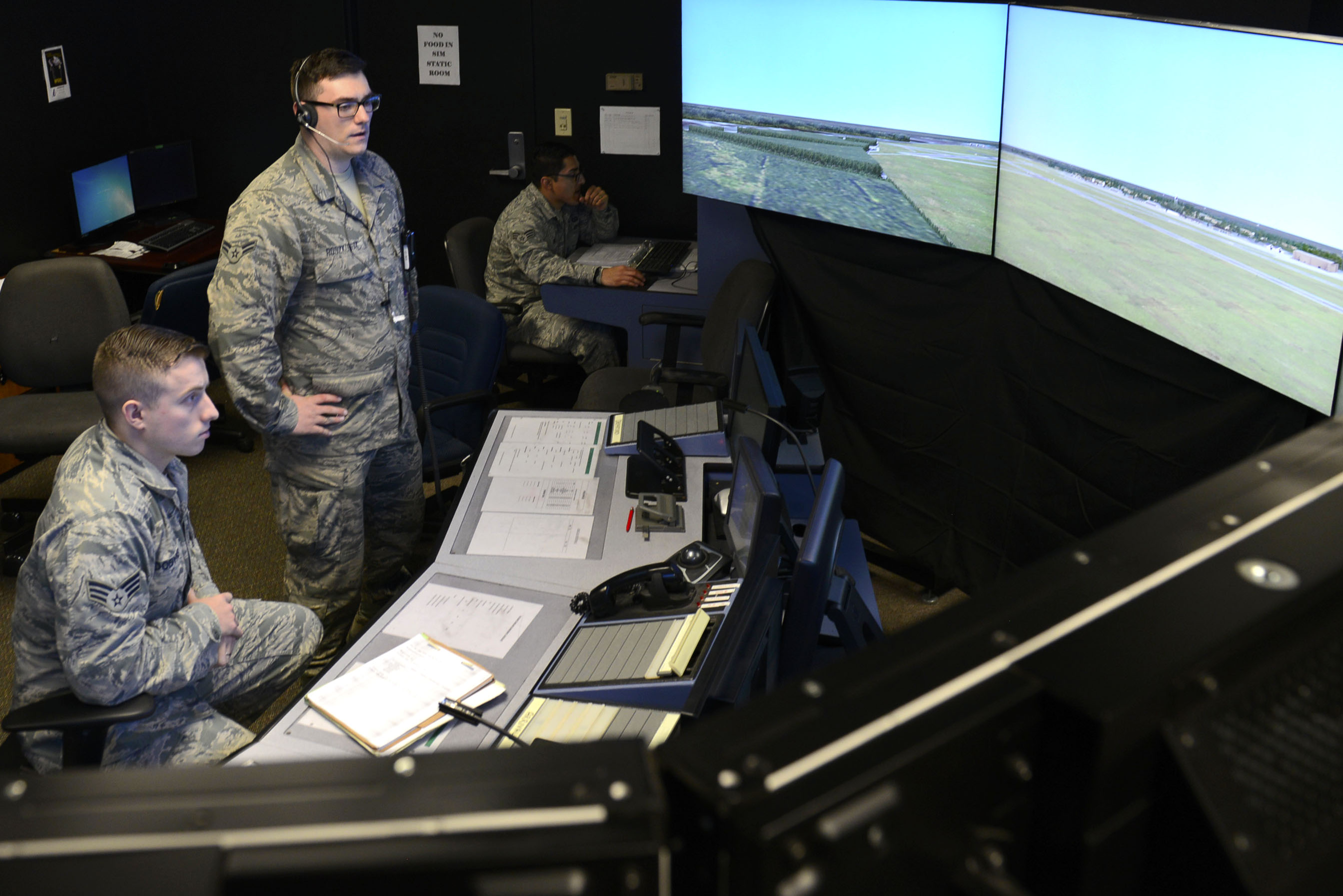 Air Traffic Controllers train to keep skies safe