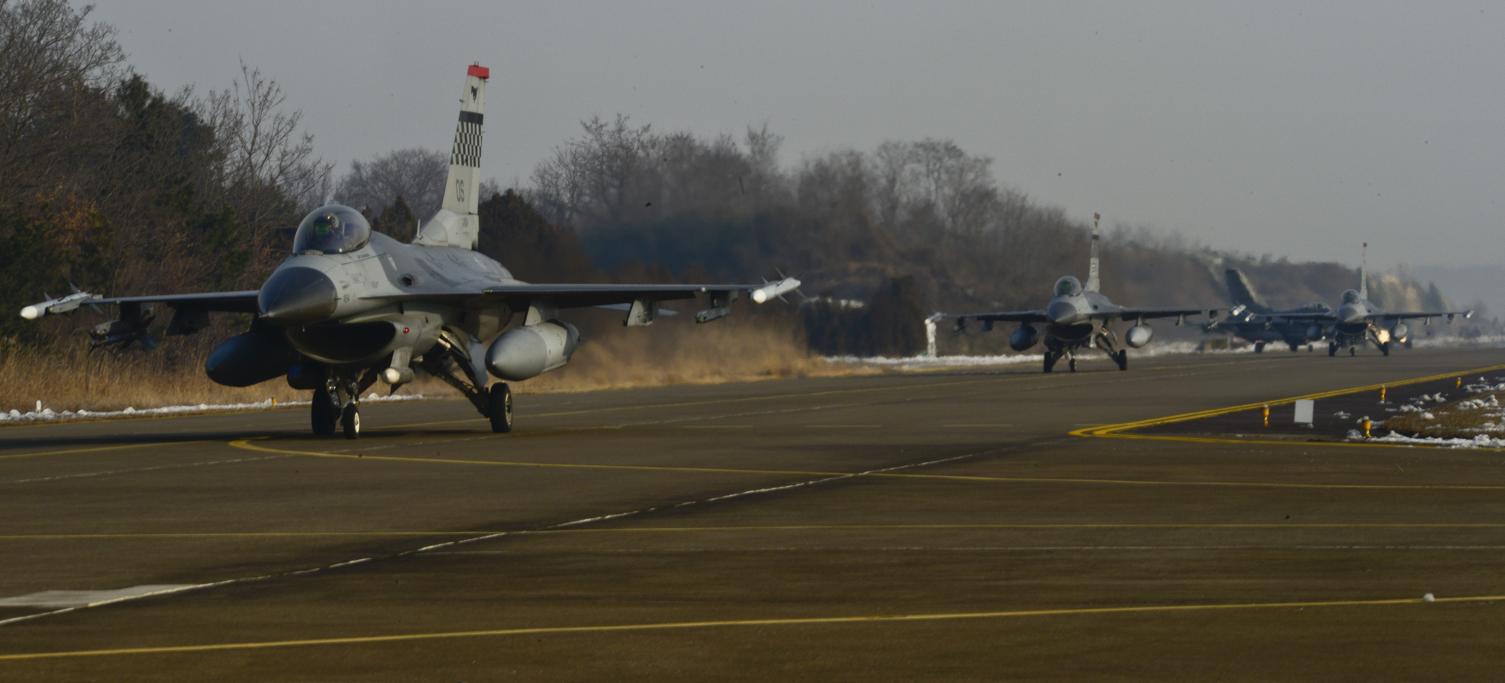 Buddy Wing showcases ROK/US Alliance, soars through ROK skies > Osan ...