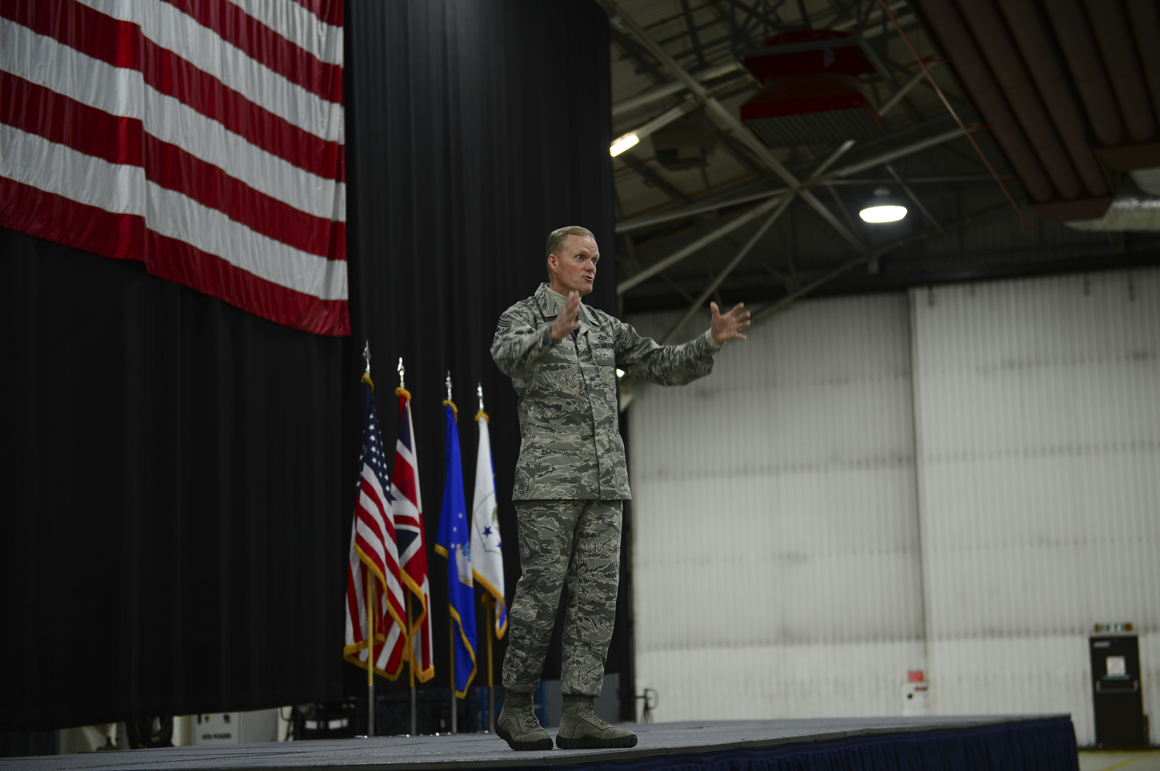 CMSAF meets 48th FW command, holds base All-Call > U.S. Air Forces in ...