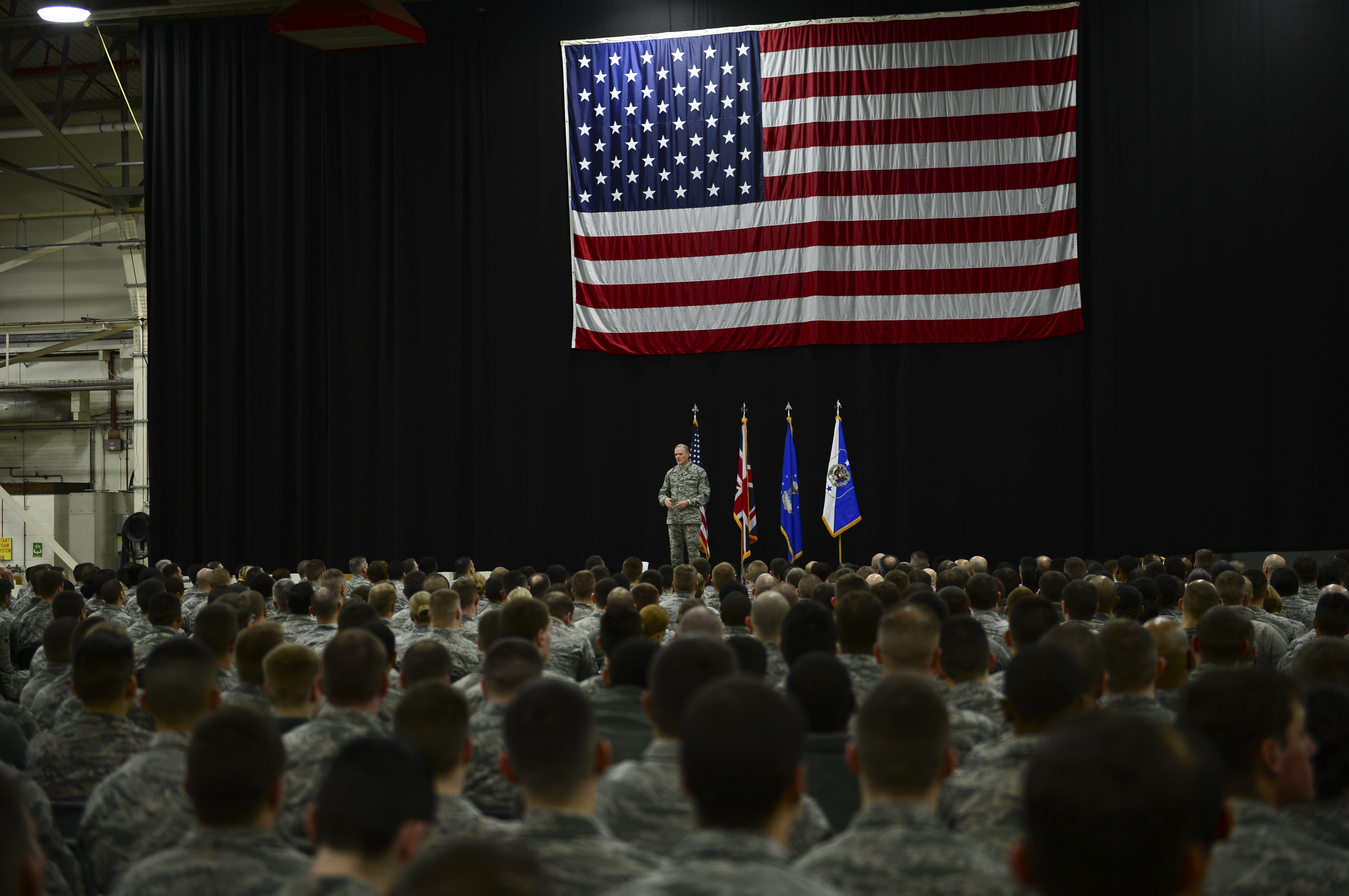 CMSAF meets 48th FW command, holds base All-Call > U.S. Air Forces in ...