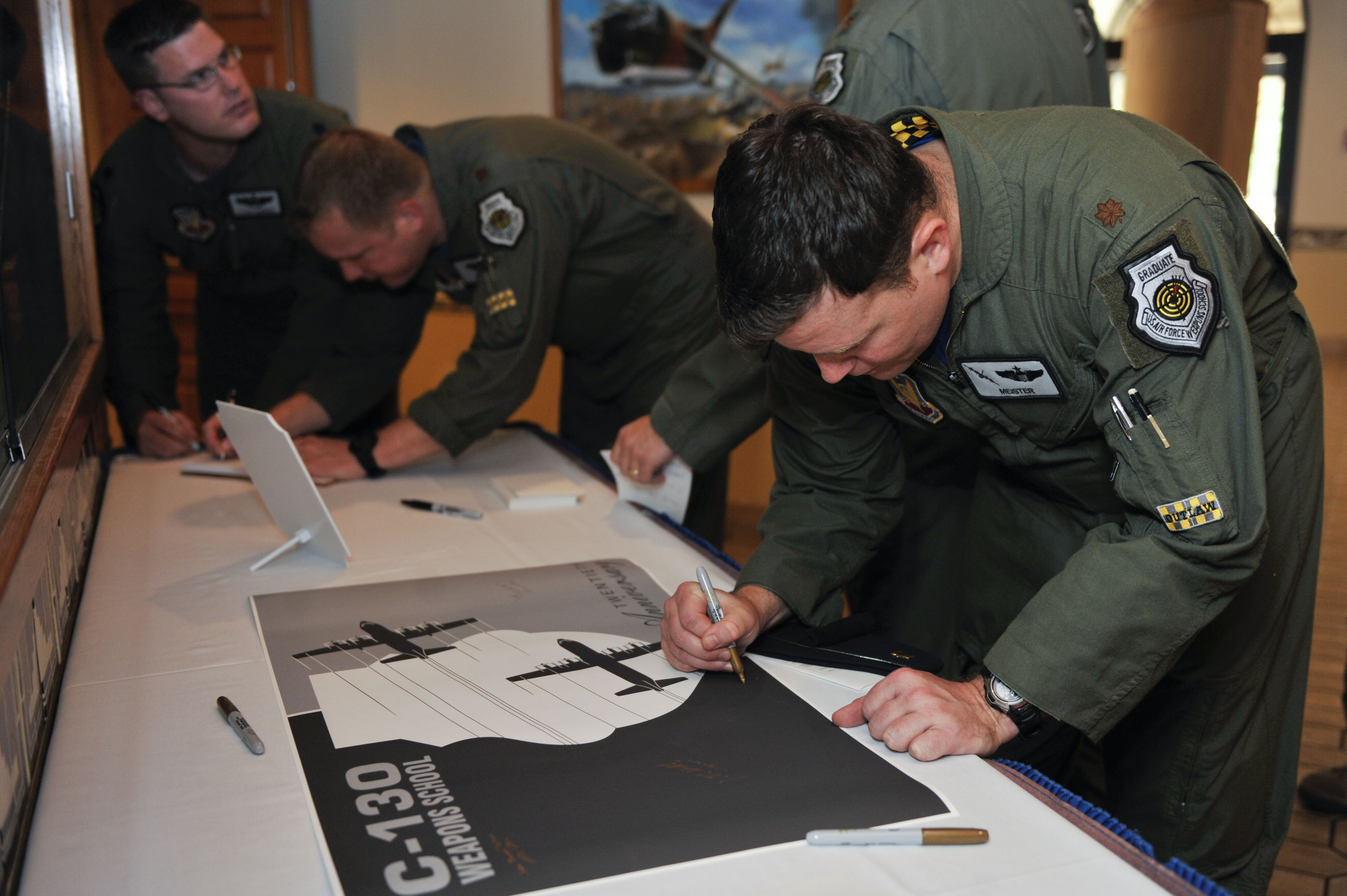 C-130 Weapons Instructor Course celebrates 20 years > Little Rock Air ...