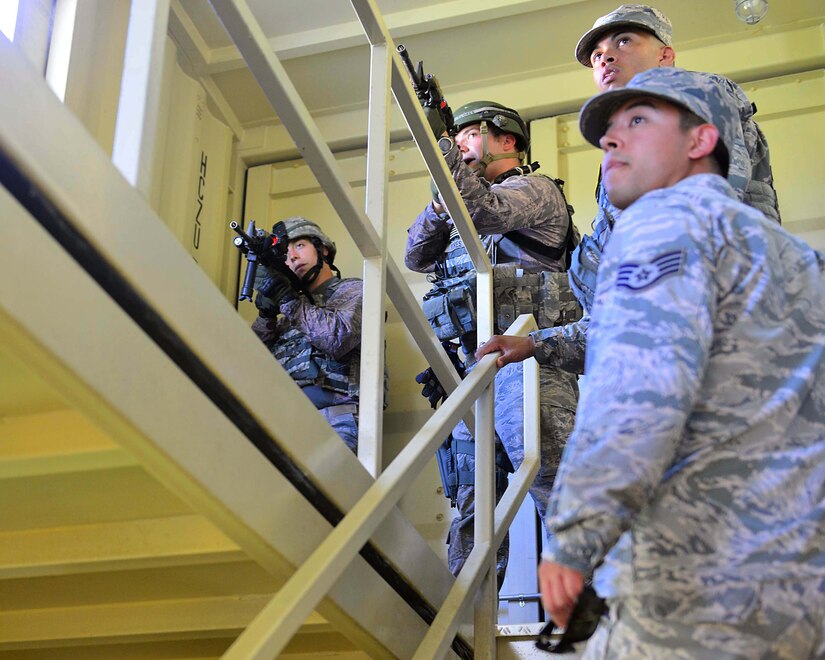 633rd SFS CRT readies defenders > Joint Base Langley-Eustis > Article ...