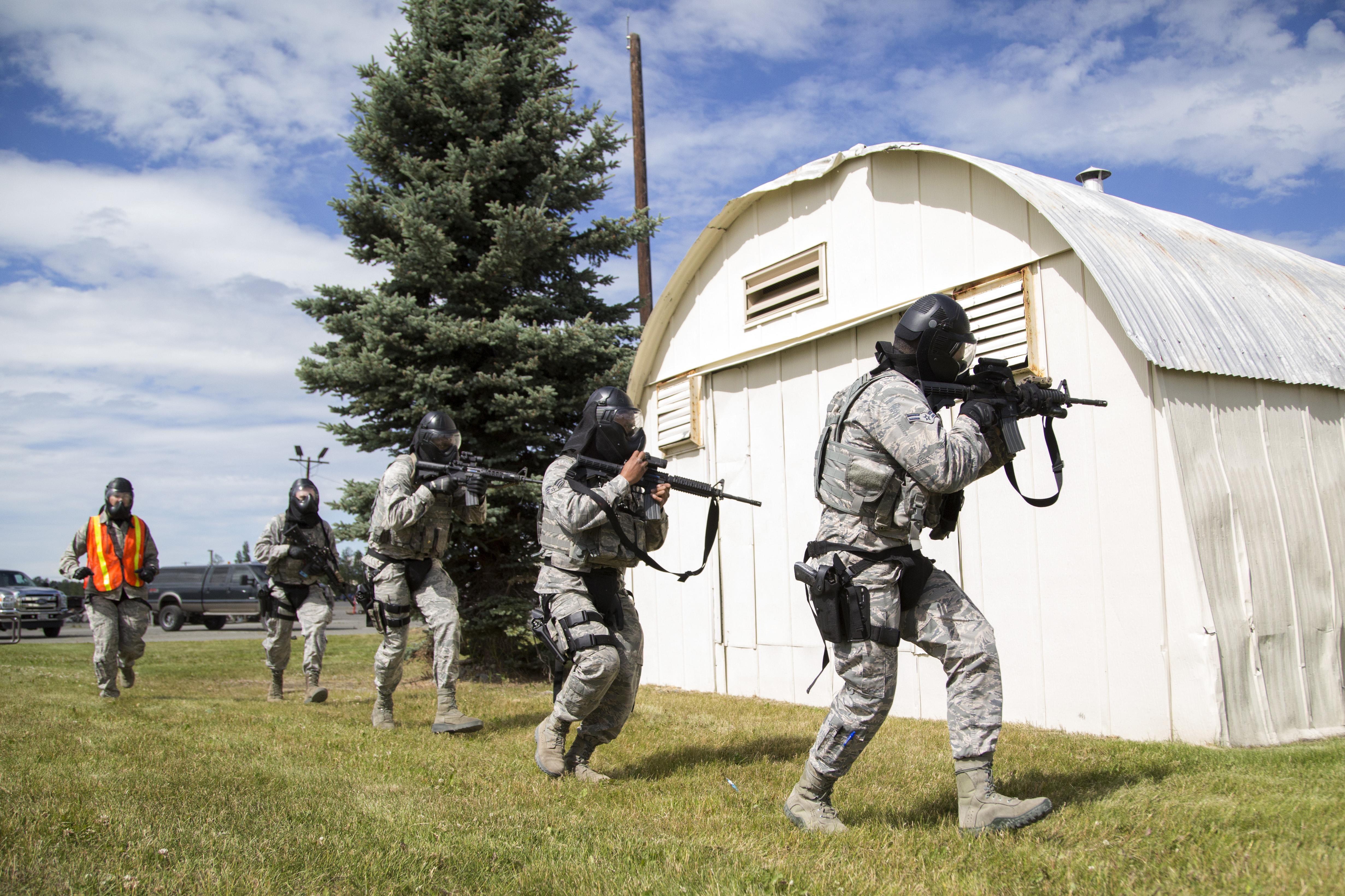 673d Security Forces Squadron conducts high risk response training