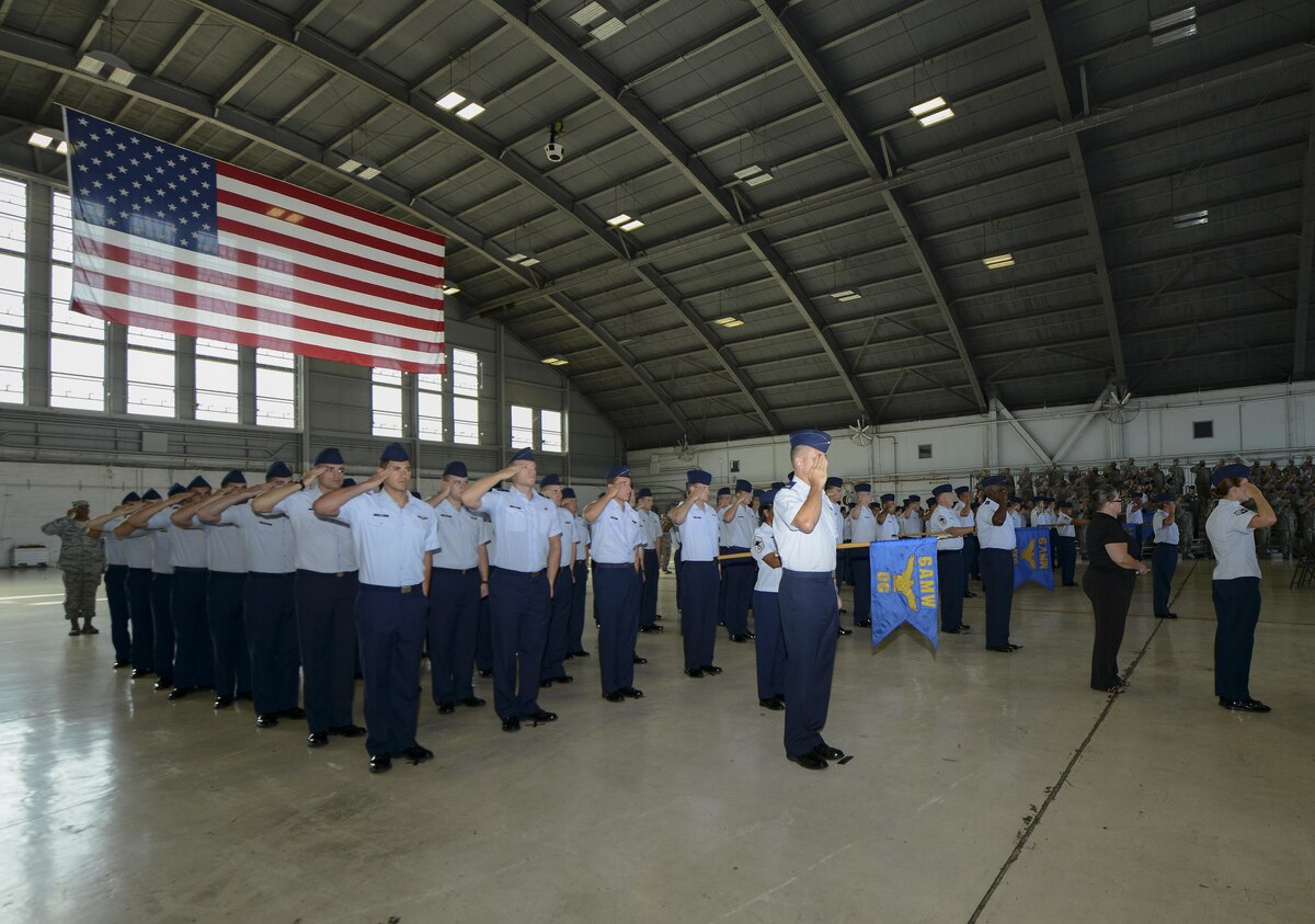 6th Air Mobility Wing welcomes new commander > MacDill Air Force Base ...
